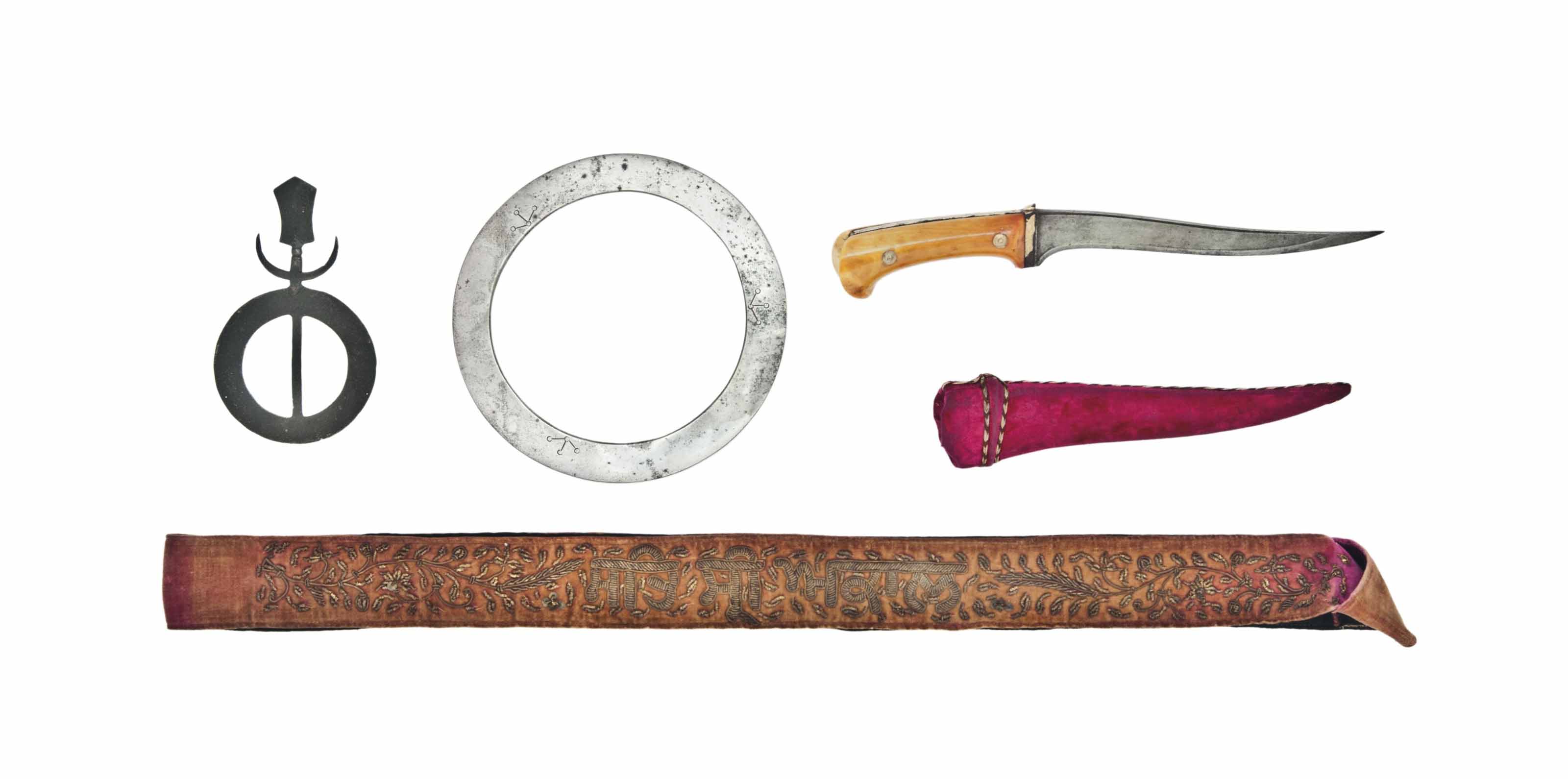 A FAMILY GROUP OF TRADITIONAL SIKH EDGED WEAPONS , 19TH CENTURY ...
