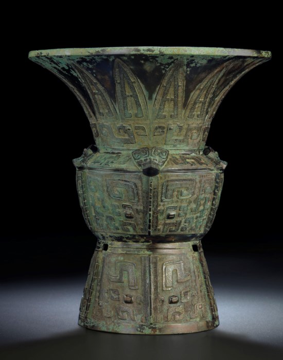AN IMPORTANT AND RARE LARGE FINELY CAST ARCHAIC BRONZE RITUAL WINE ...
