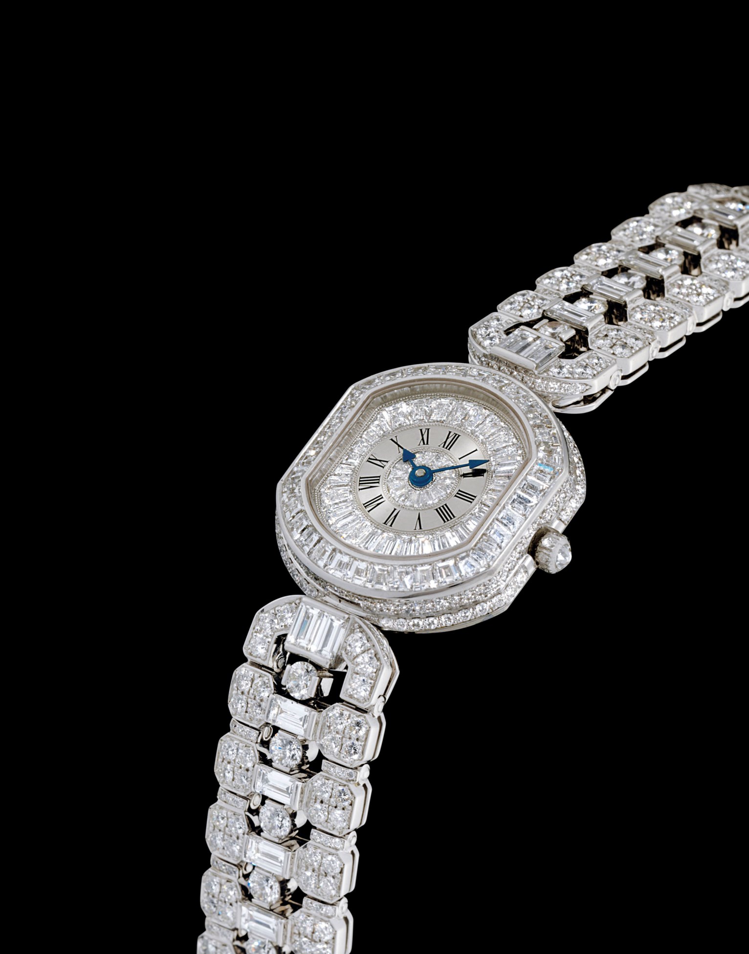 DANIEL ROTH. A LADY'S IMPRESSIVE AND VERY RARE 18K WHITE GOLD AND ...