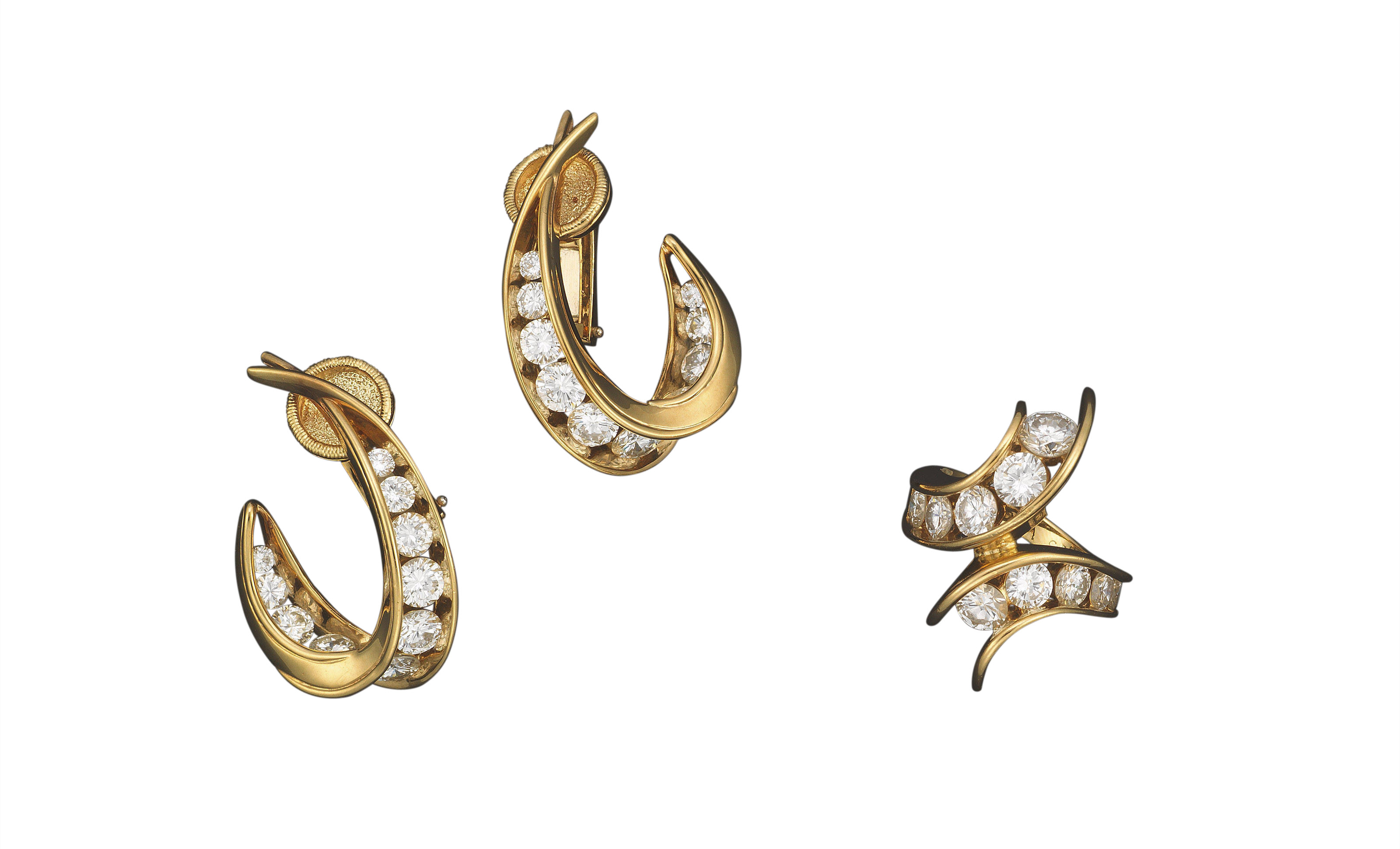 A SET OF DIAMOND JEWELLERY, | Christie’s