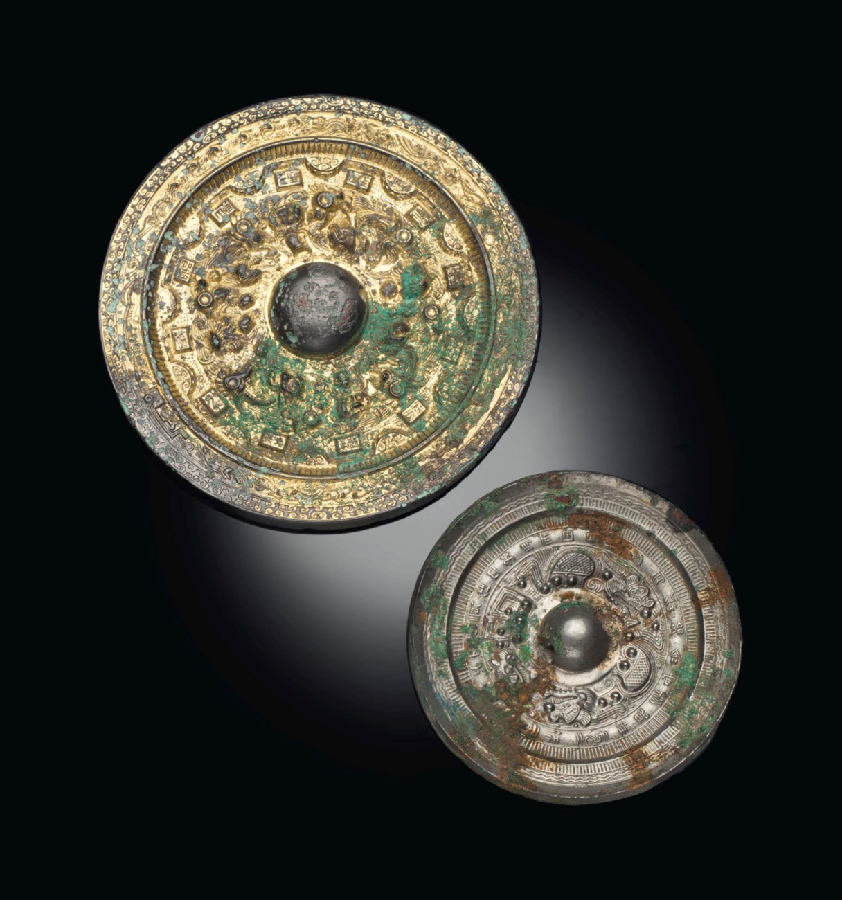 A GILT-BRONZE CIRCULAR MIRROR , EASTERN HAN DYNASTY (25-220) | Christie's