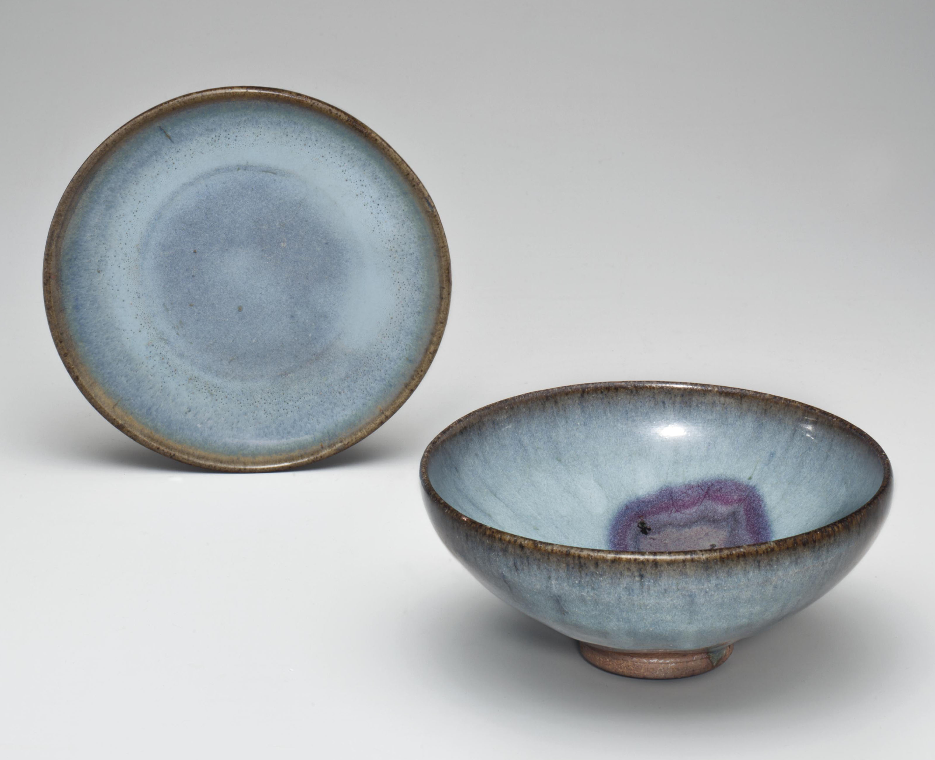 A RARE LARGE JUNYAO BOWL , YUAN DYNASTY (1279-1368) | Christie's