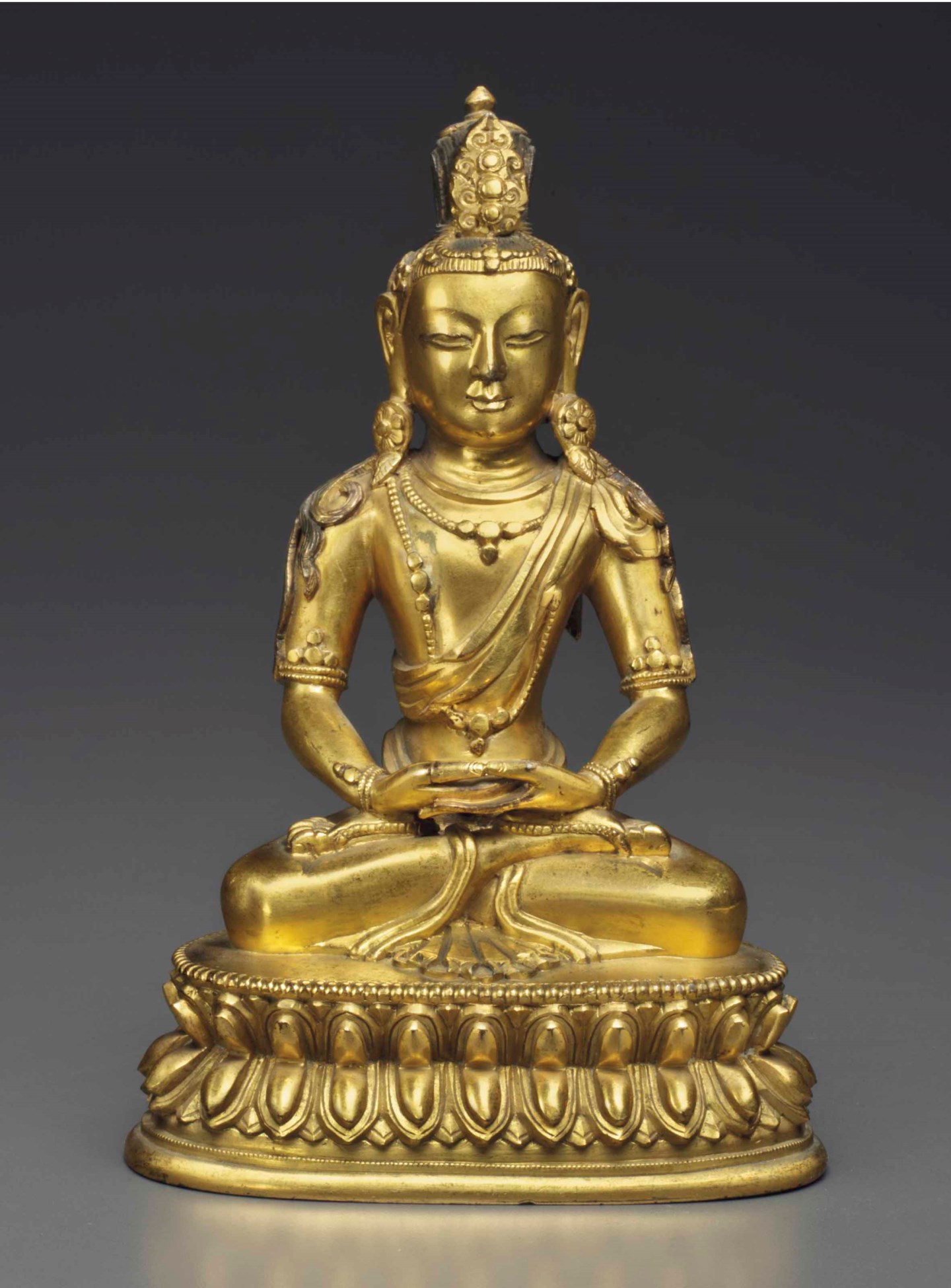 A GILT-BRONZE FIGURE OF AMITAYUS , 18TH CENTURY | Christie's