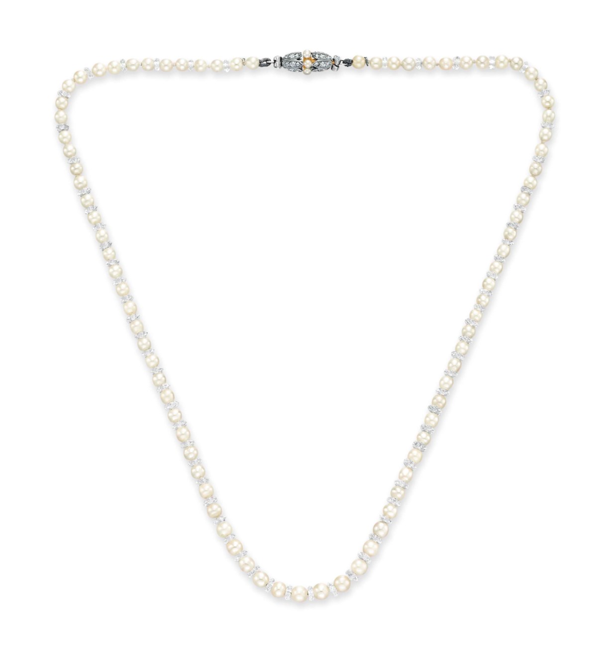A SINGLE-STRAND NATURAL PEARL AND CULTURED PEARL NECKLACE | Christie's