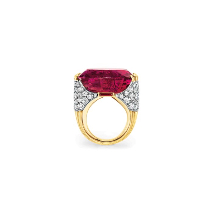A RUBY AND DIAMOND RING, MOUNTED BY CARTIER