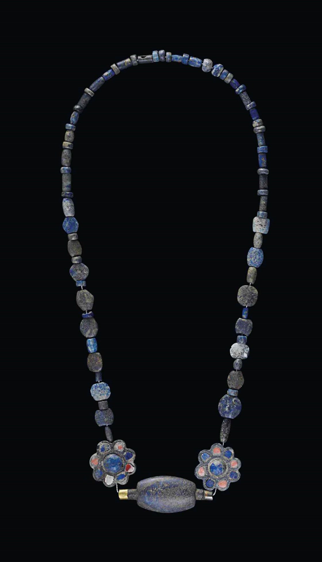 A BACTRIAN LAPIS LAZULI, CARNELIAN AND CHLORITE BEAD NECKLACE , CIRCA ...