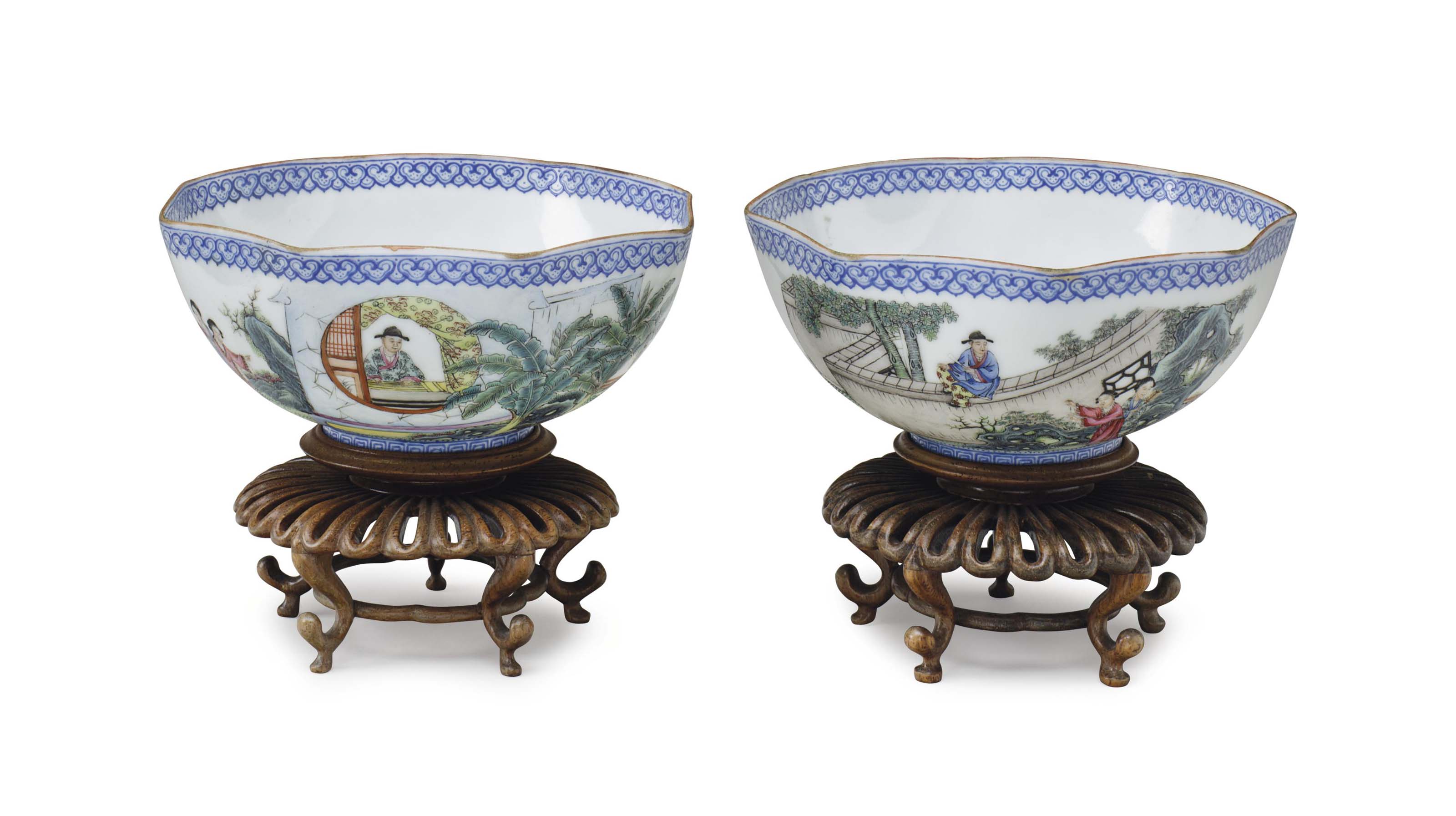 A PAIR OF CHINESE EGG-SHELL PORCELAIN OCTAGONAL BOWLS