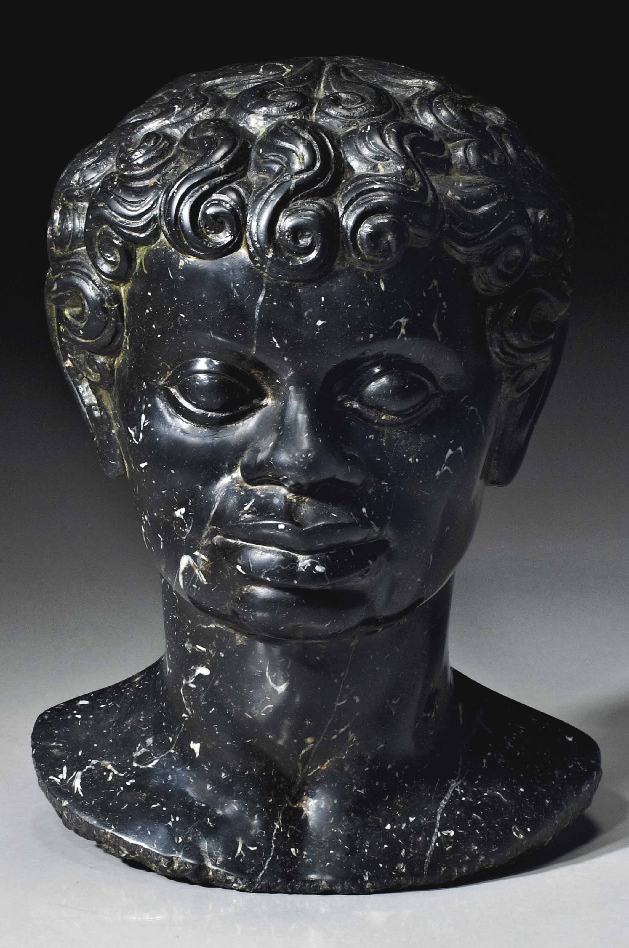 TETE DE MAURE EN MARBRE NOIR