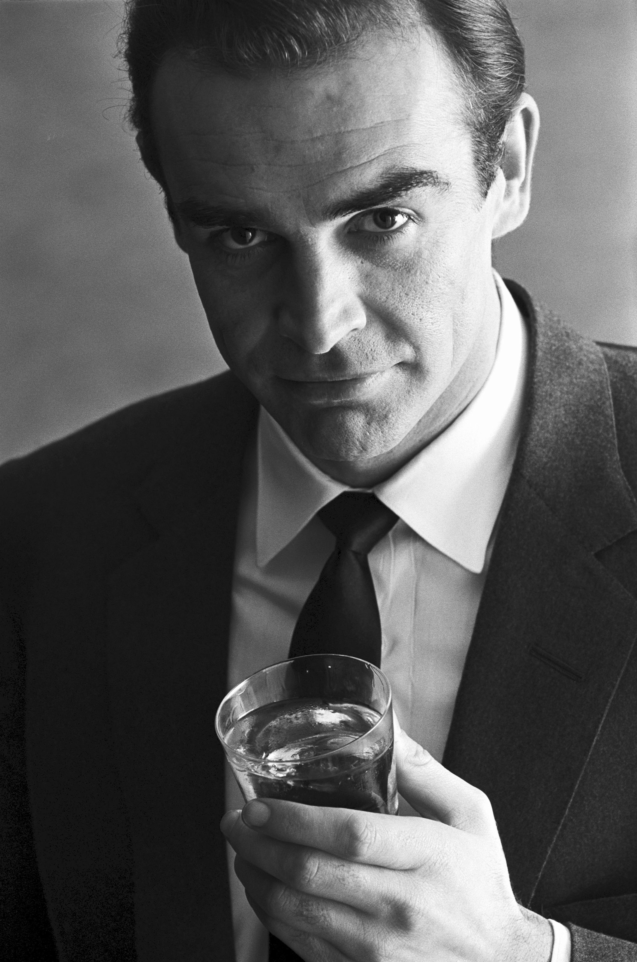 Sean Connery advertising shoot for Smirnoff Vodka, 1962, TERENCE ...