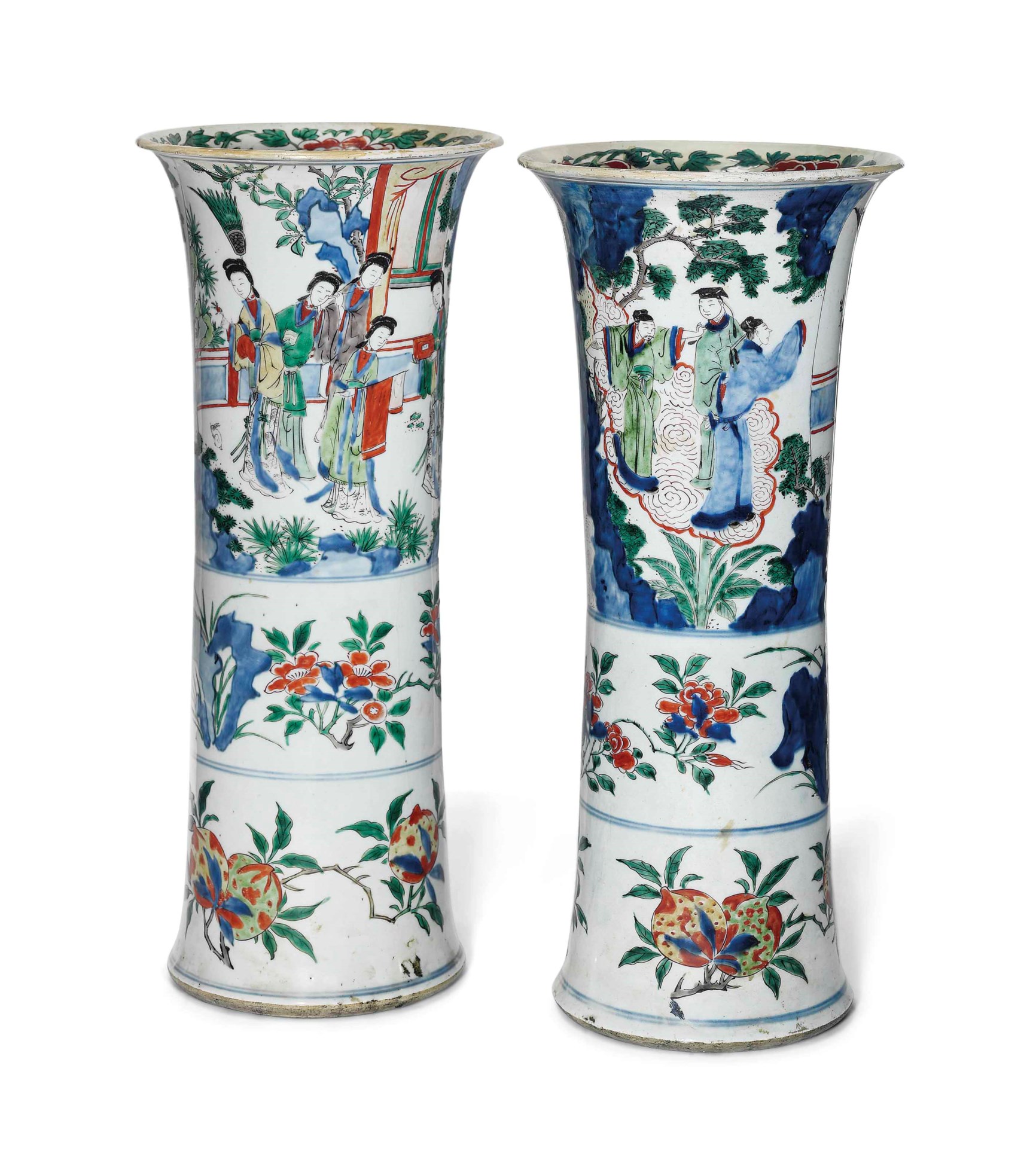 A PAIR OF LARGE CHINESE WUCAI BEAKER VASES, 17TH CENTURY | Christie's
