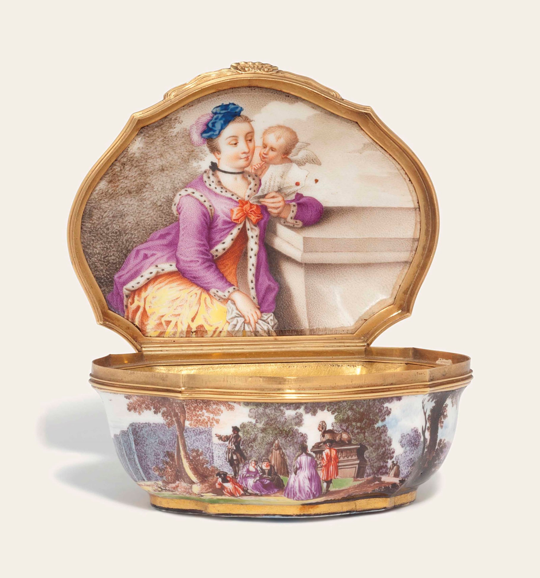 A MEISSEN GOLD-MOUNTED SNUFF-BOX AND COVER