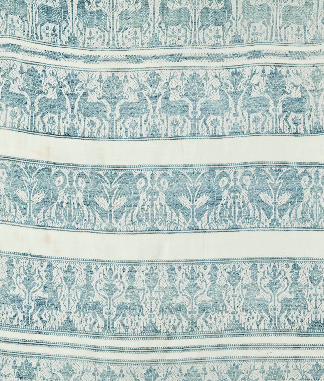 A PERUGIA LINEN TOWEL, 16TH CENTURY | Christie's