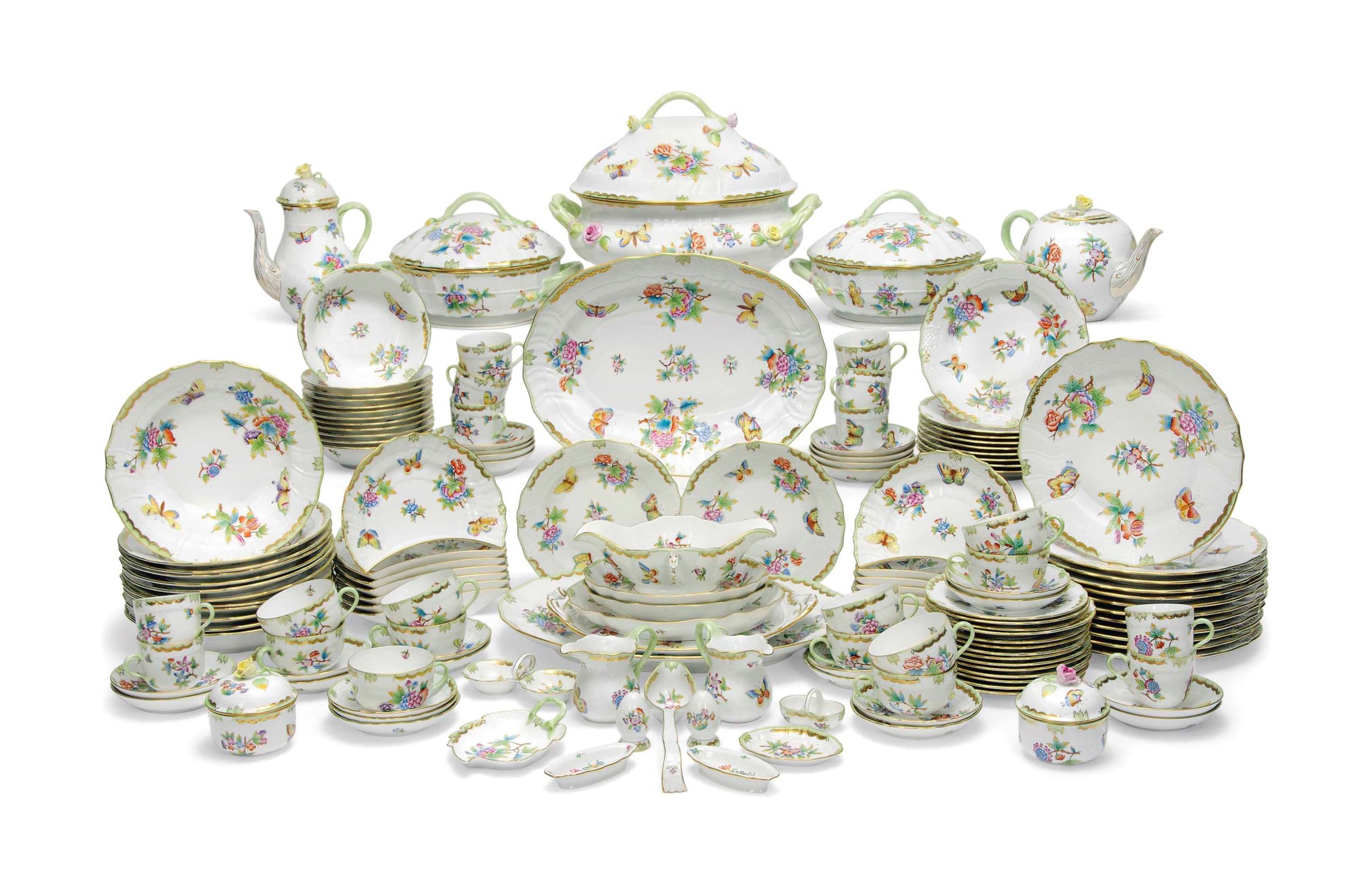 AN EXTENSIVE HEREND 'QUEEN VICTORIA' PATTERN PART TABLE-SERVICE, 20TH ...