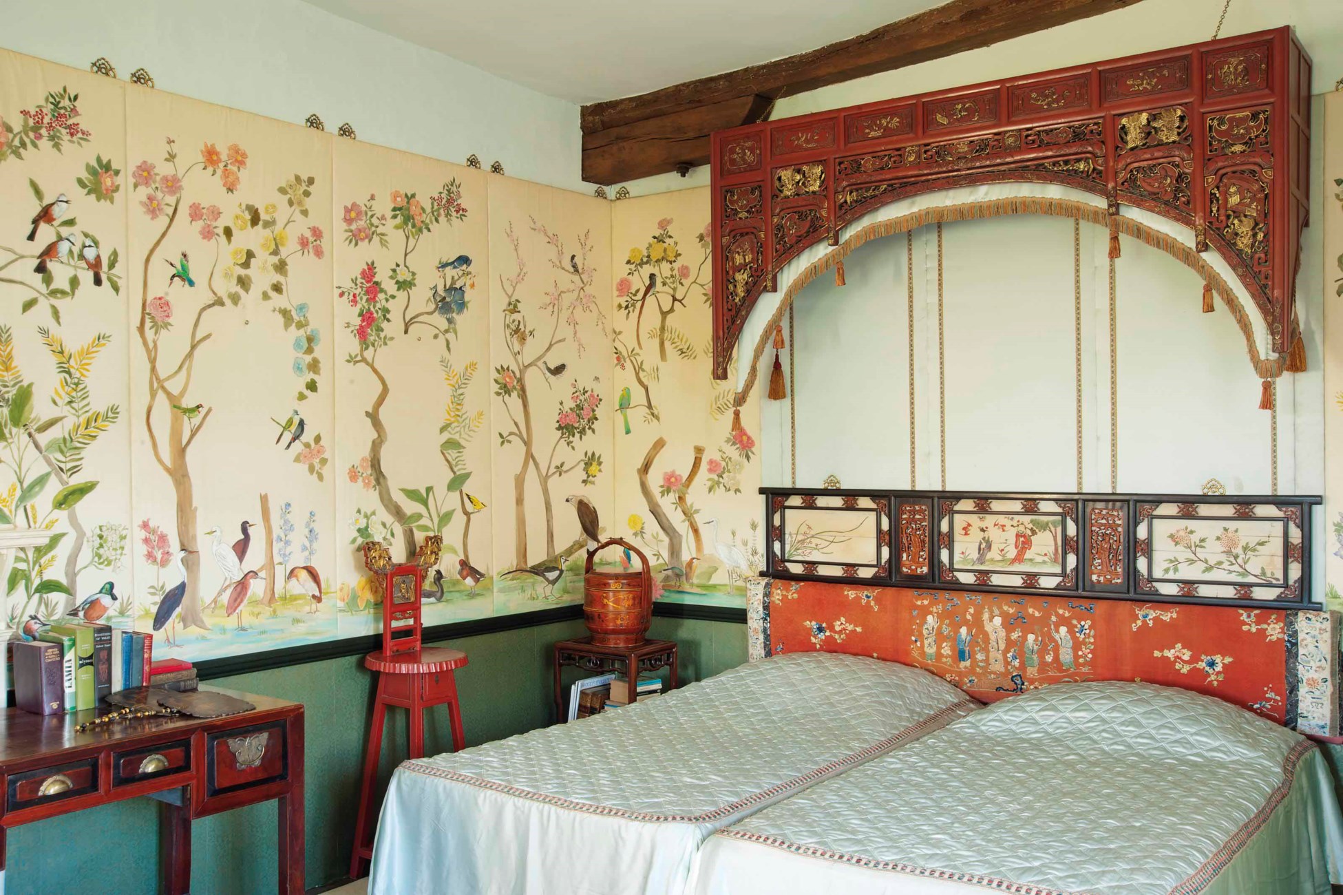 A SET OF CHINESE HAND-PAINTED WALL PANELS, LATE 20TH CENTURY | Christie's