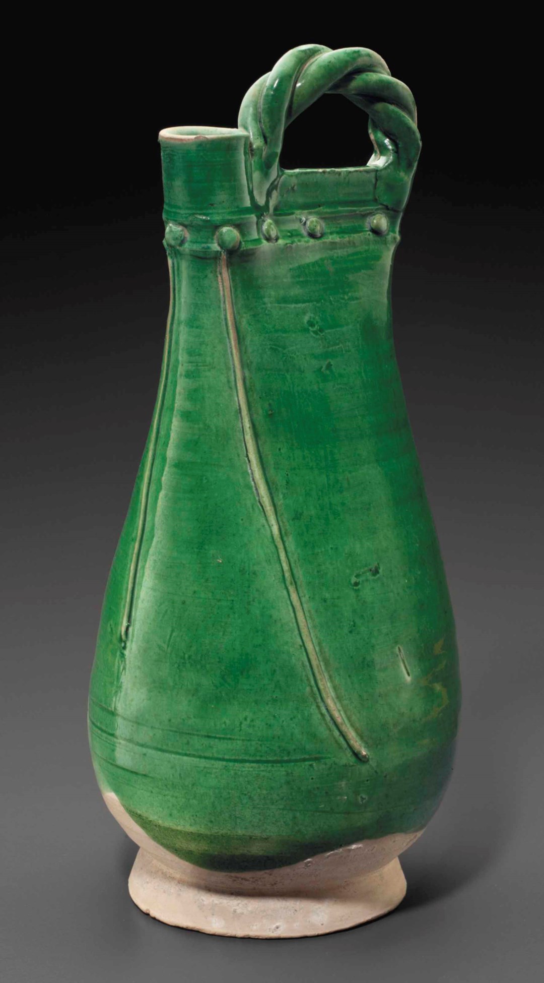 A GREEN-GLAZED POTTERY FLASK, LIAO DYNASTY (AD 907-1125) | Christie's