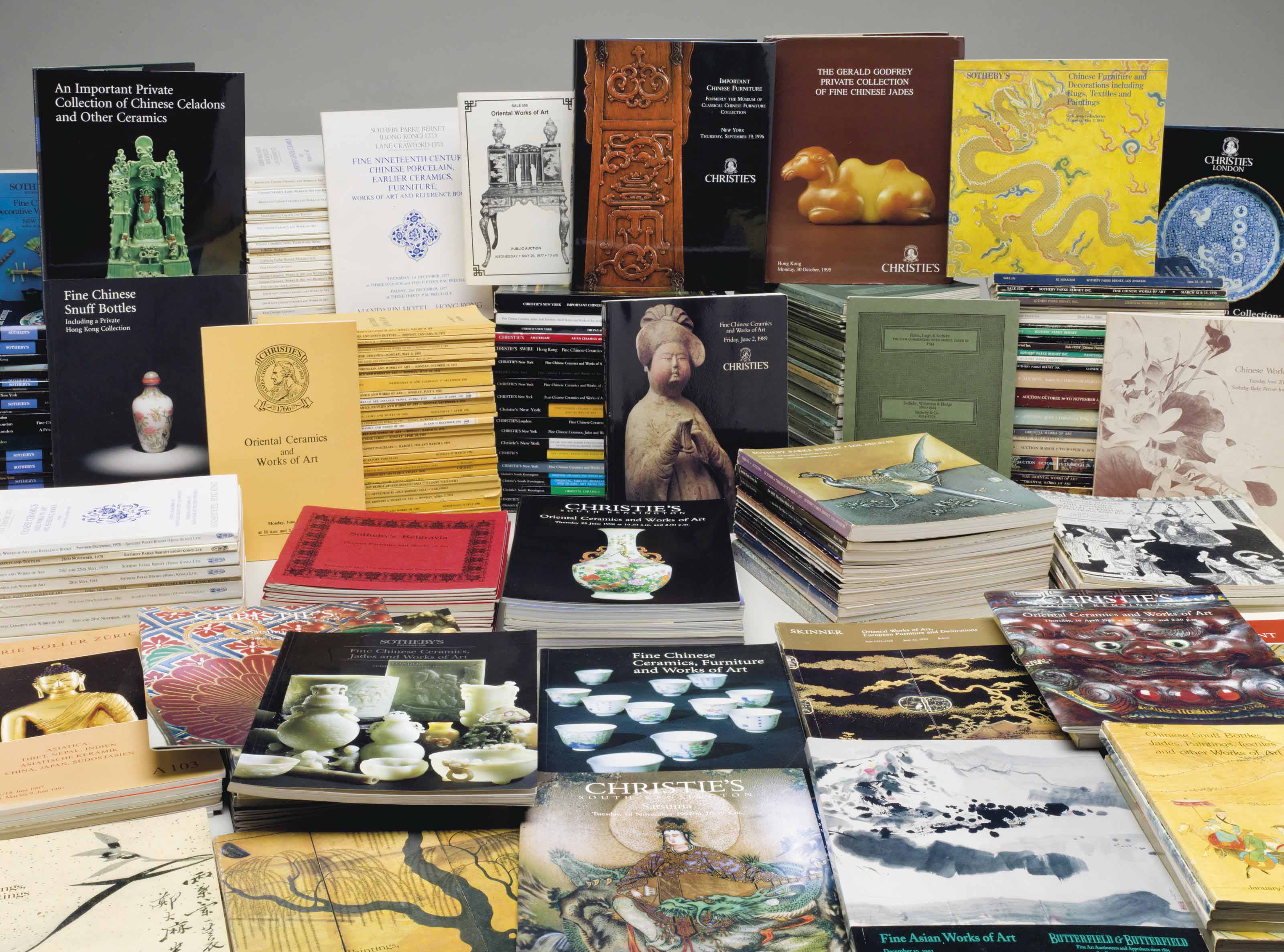 A LARGE SELECTION OF AUCTION AND EXHIBITION CATALOGUES