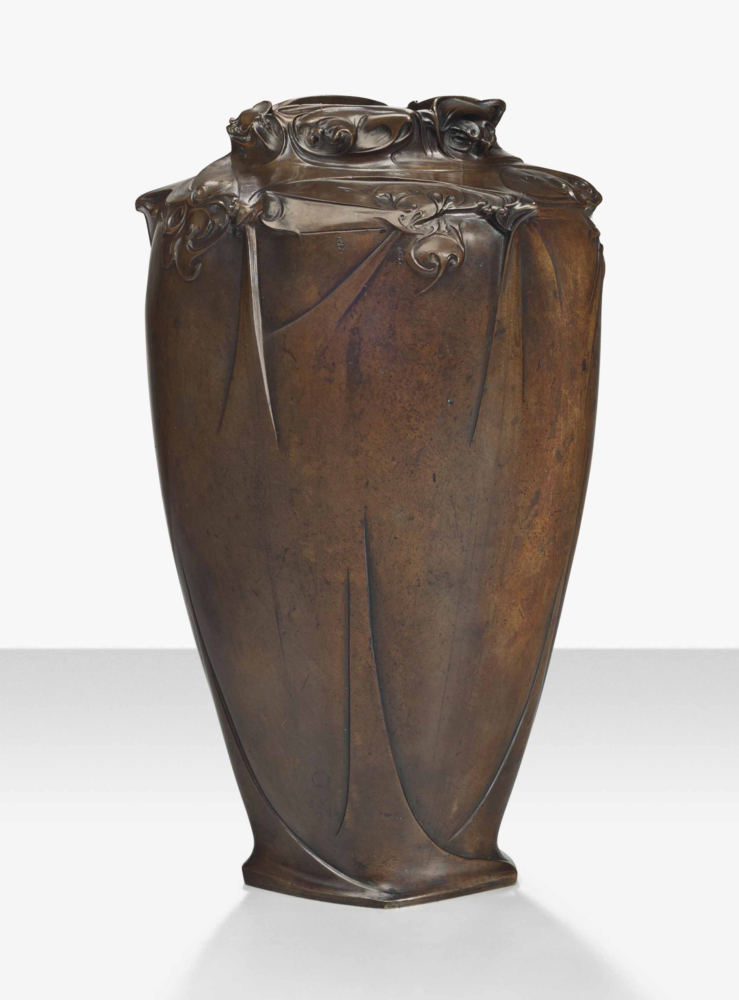 HECTOR GUIMARD (1867-1942)