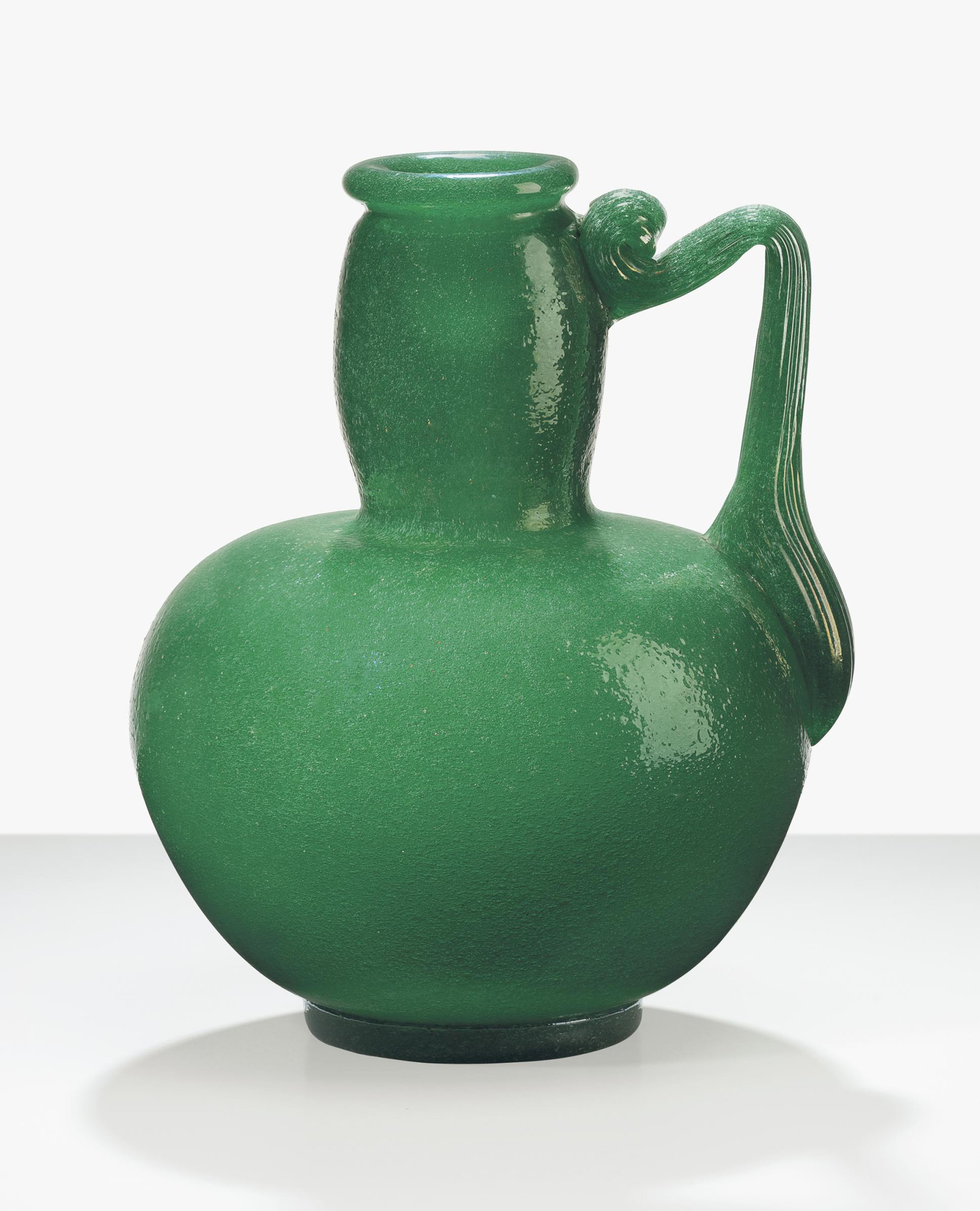 NAPOLEONE MARTINUZZI (1892-1977) FOR VENINI , A VASE, MODEL 3089, CIRCA ...