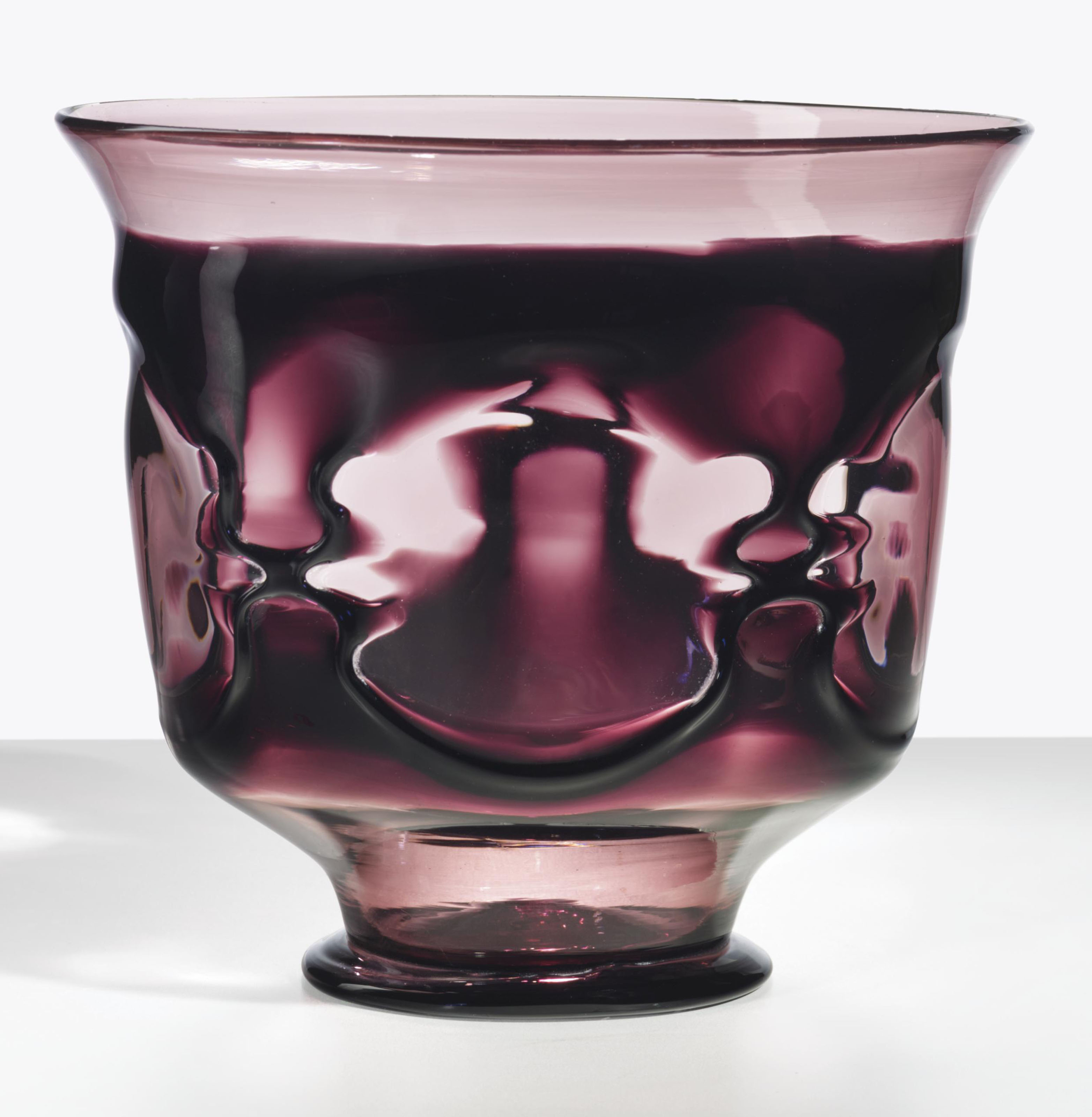 NAPOLEONE MARTINUZZI (1892-1977) FOR VENINI , A PULEGOSO VASE WITH ...