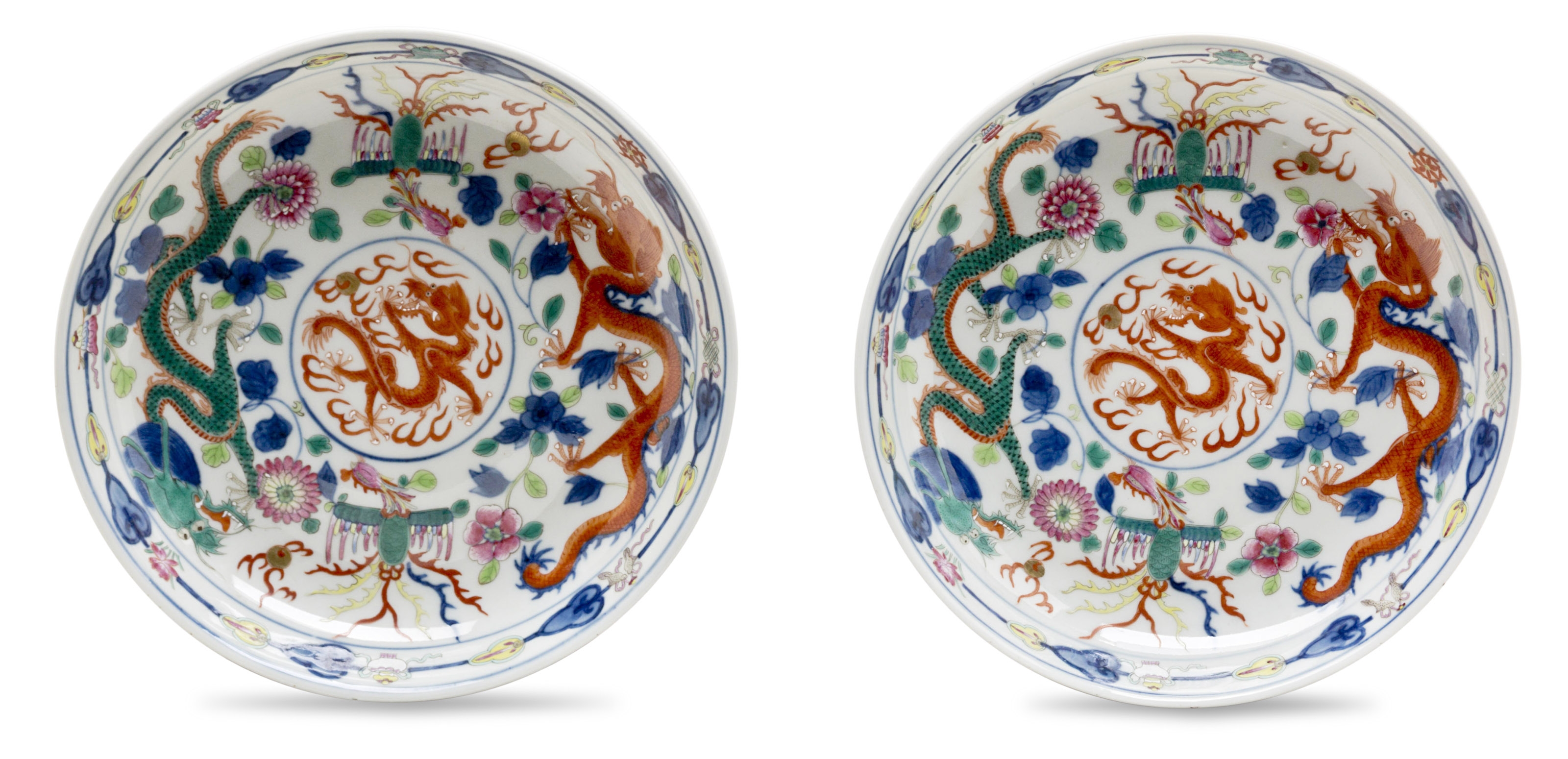 A PAIR OF WUCAI 'DRAGON AND PHOENIX' DISHES, TONGZHI SIX-CHARACTER ...
