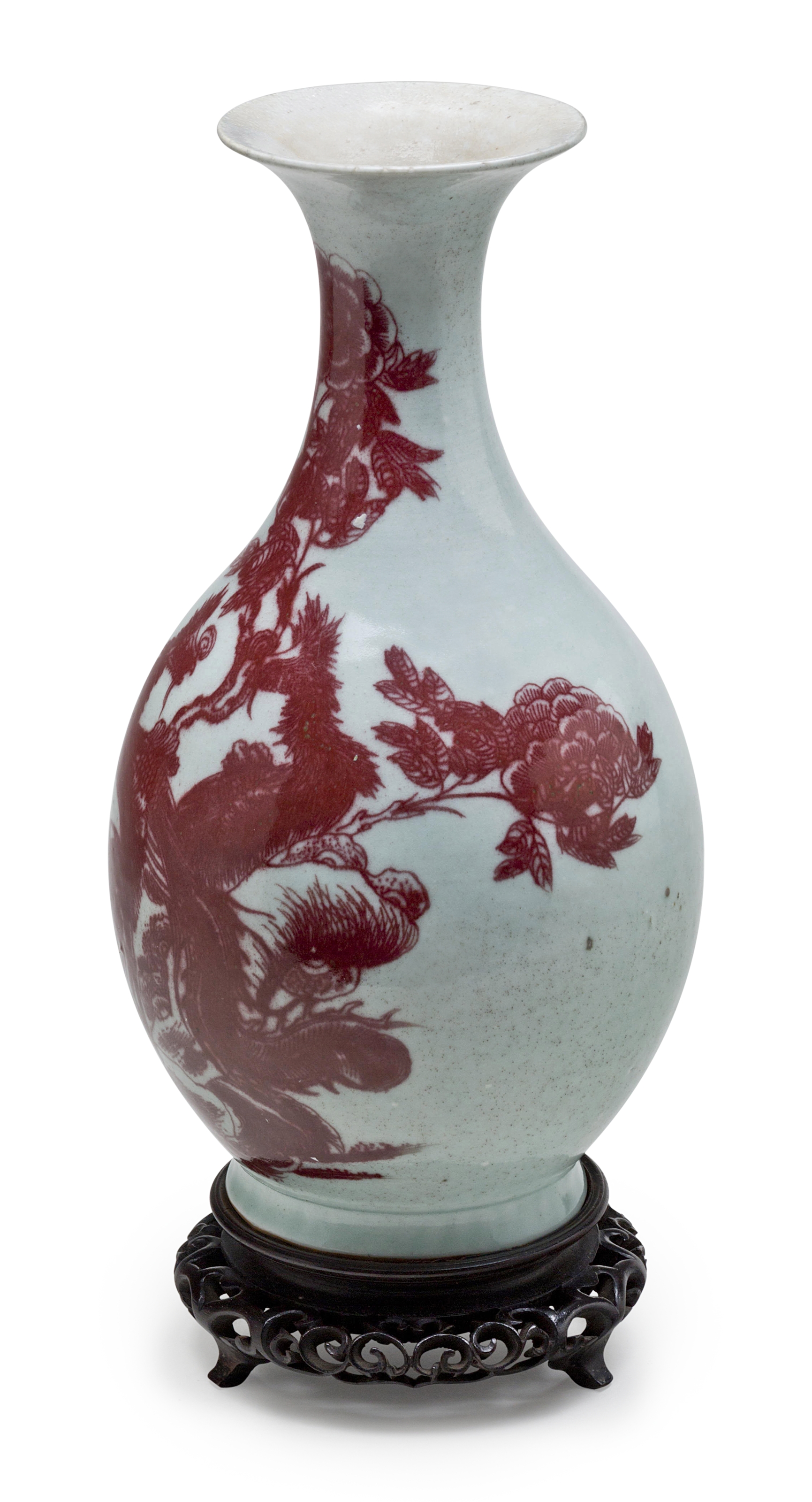 A COPPER-RED-DECORATED BOTTLE VASE, 19TH CENTURY | Christie’s