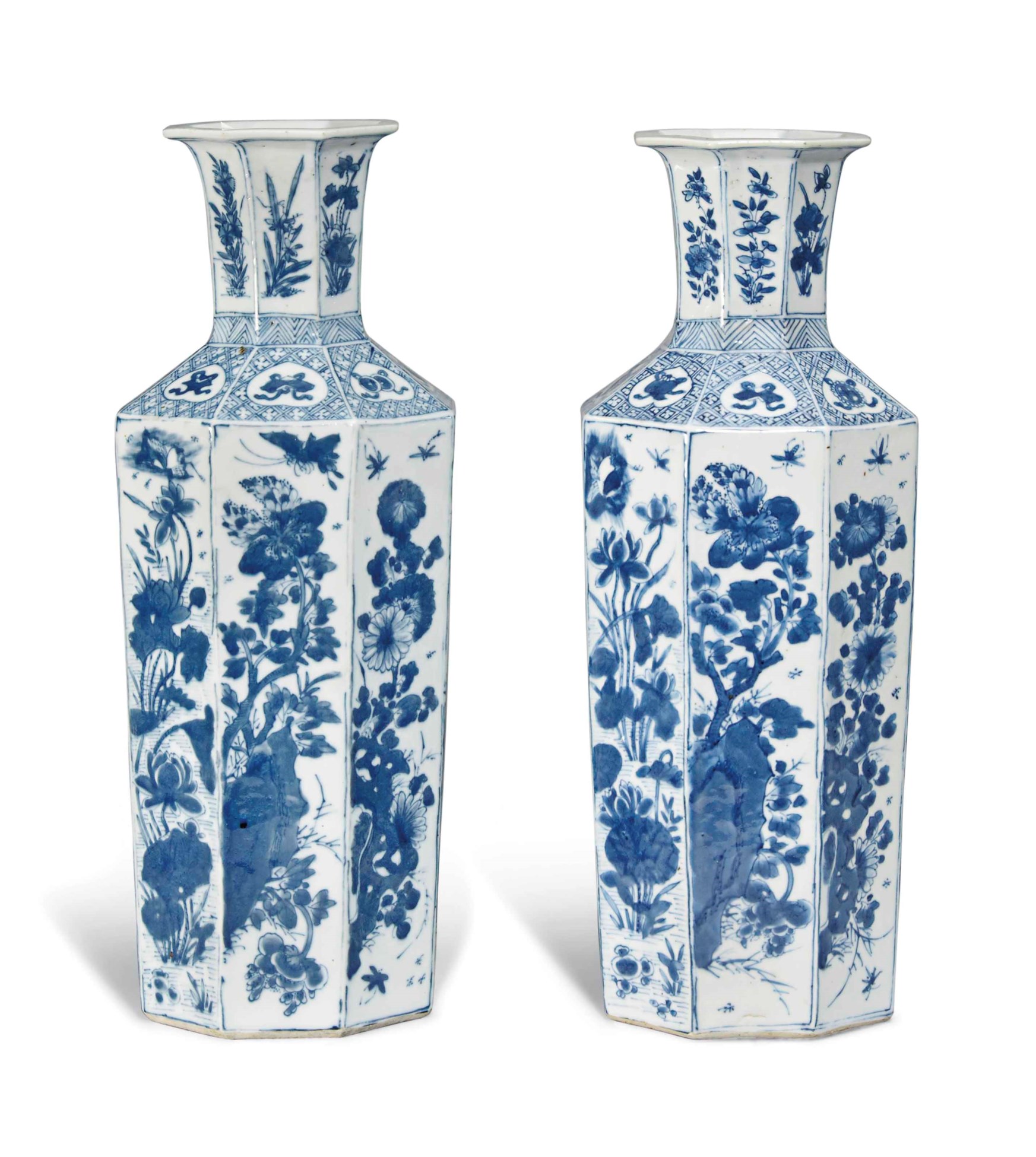 A PAIR OF BLUE AND WHITE OCTAGONAL VASES, KANGXI PERIOD (1662-1722 ...