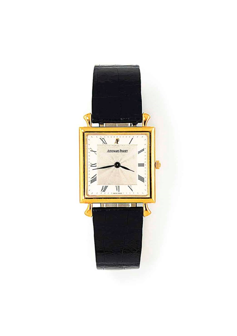 AN 18CT GOLD SQUARE WRISTWATCH, BY AUDEMARS PIGUET | Christie's