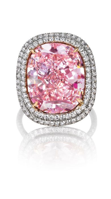THE LARGEST CUSHION-SHAPED FANCY VIVID PINK DIAMOND AT AUCTION | Christie's