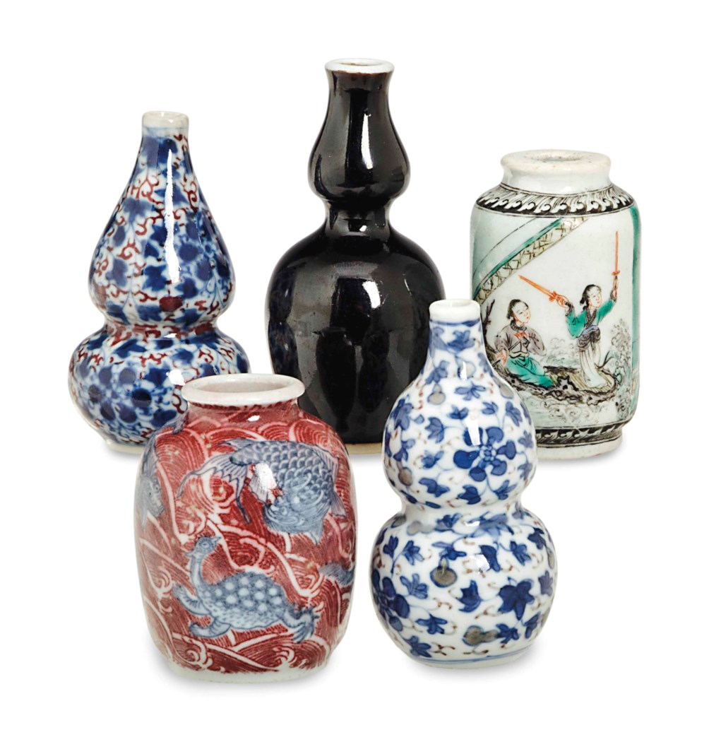 FIVE CHINESE MINIATURE PORCELAIN VASES,, 19TH/EARLY 20TH CENTURY ...