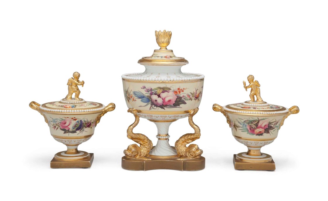 A WORCESTER (BARR, FLIGHT & BARR) PORCELAIN PALE-YELLOW GROUND THREE ...