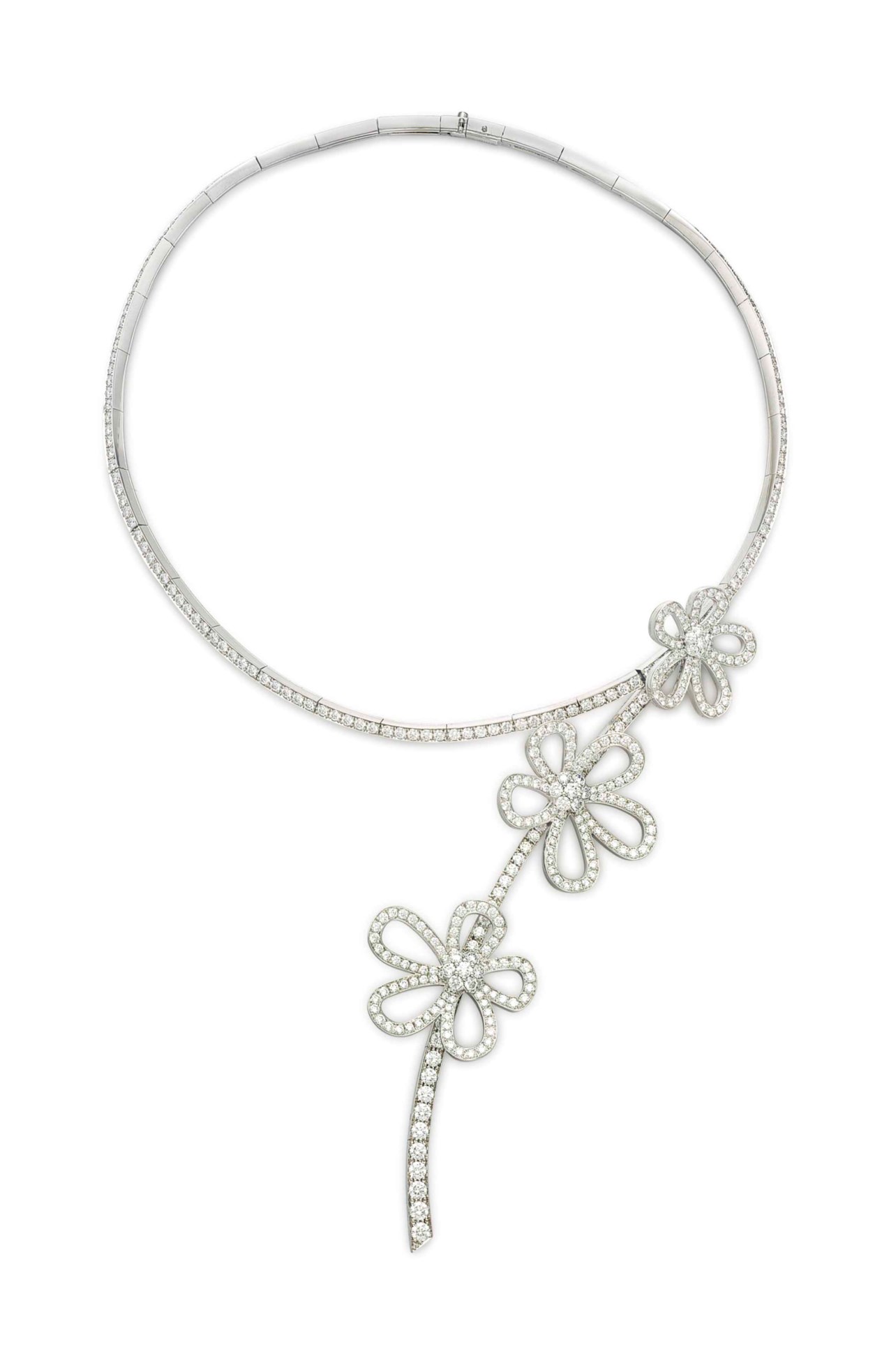 A DIAMOND 'FLOWER LACE' NECKLACE, BY VAN CLEEF & ARPELS | Christie's