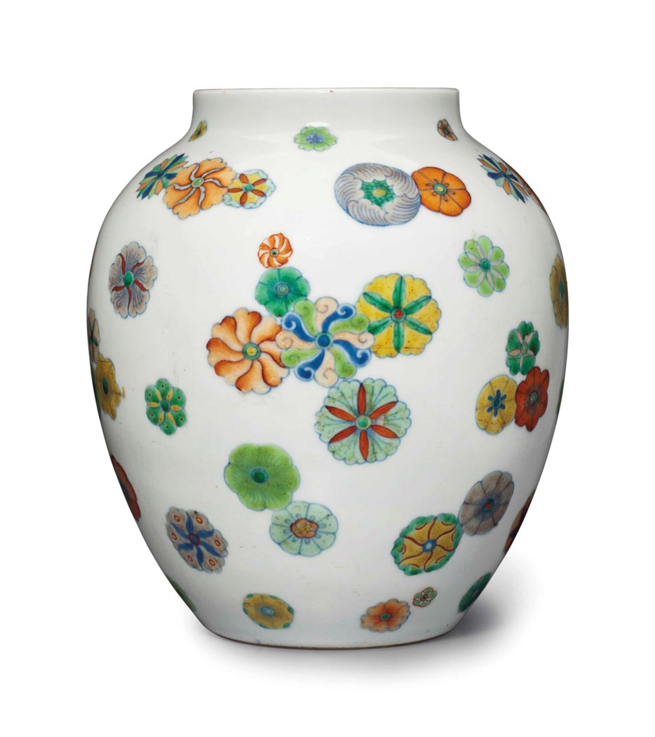 A RARE DOUCAI OVOID JAR, CHINA, YONGZHENG-QIANLONG PERIOD (1723-1795 ...