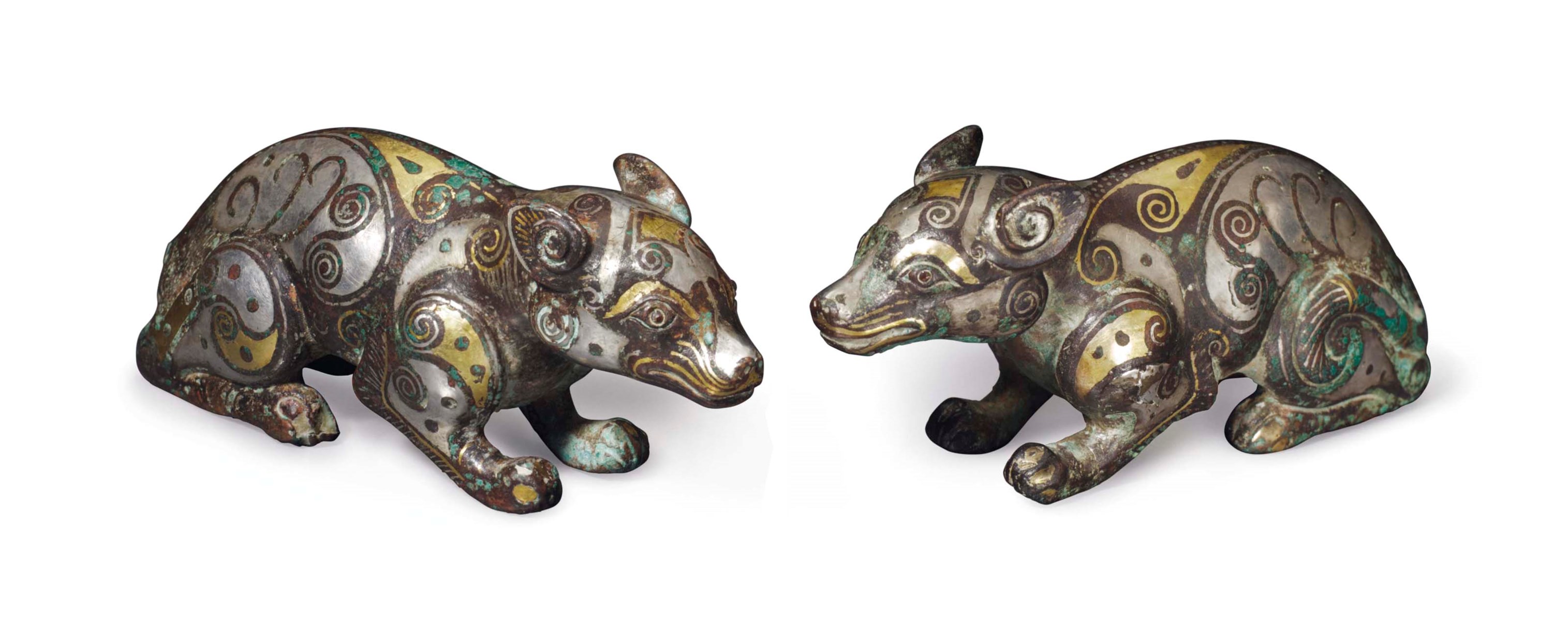 A PAIR OF SMALL GOLD AND SILVER-INLAID BRONZE ANIMALS, CHINA, WARRING ...