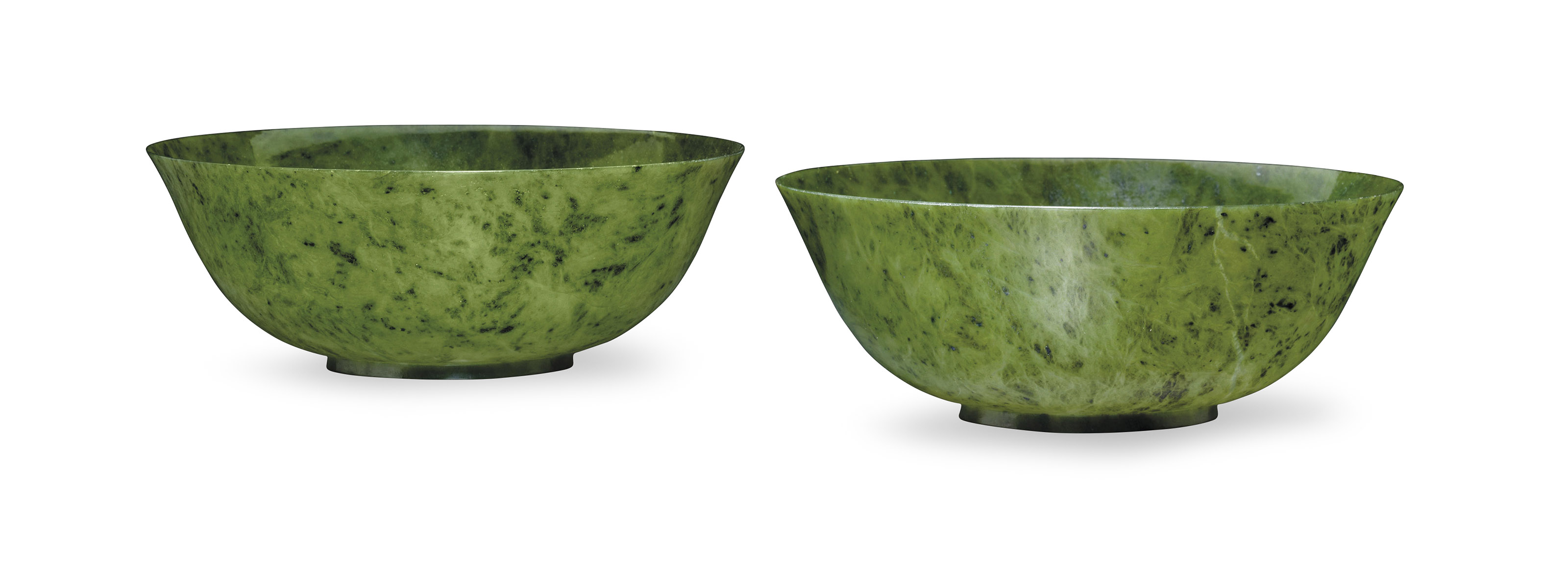 A PAIR OF LARGE MOTTLED GREEN JADE BOWLS, LATE QING DYNASTY | Christie’s