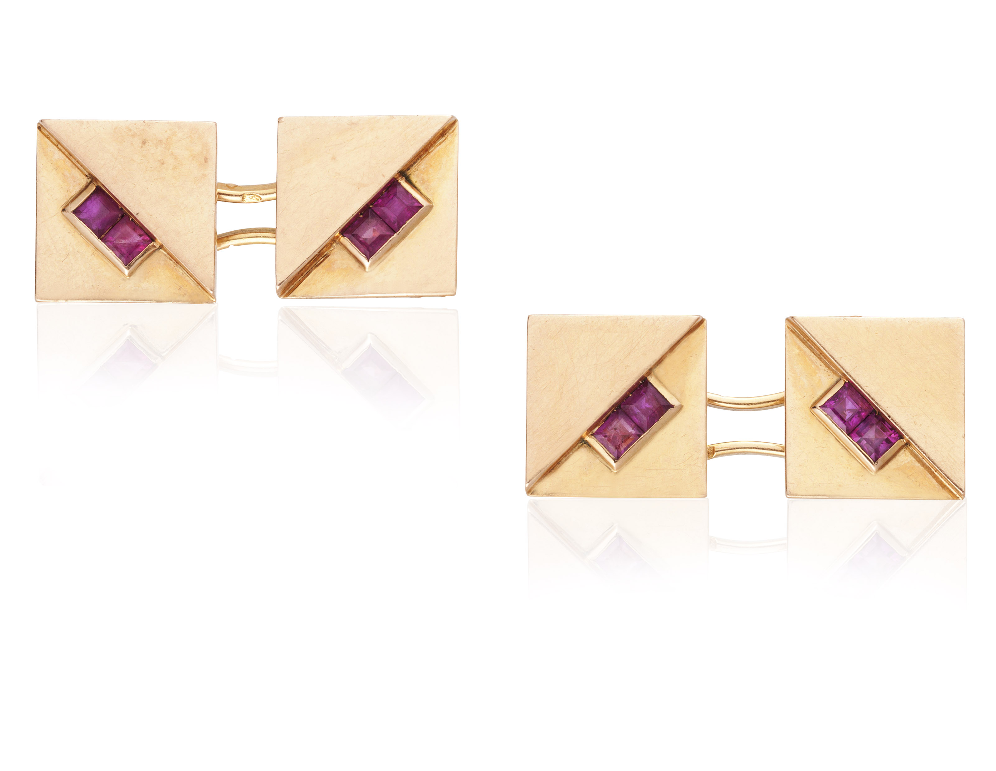 ANTIQUE RUBY CUFFLINKS BY GHISO, | Christie’s