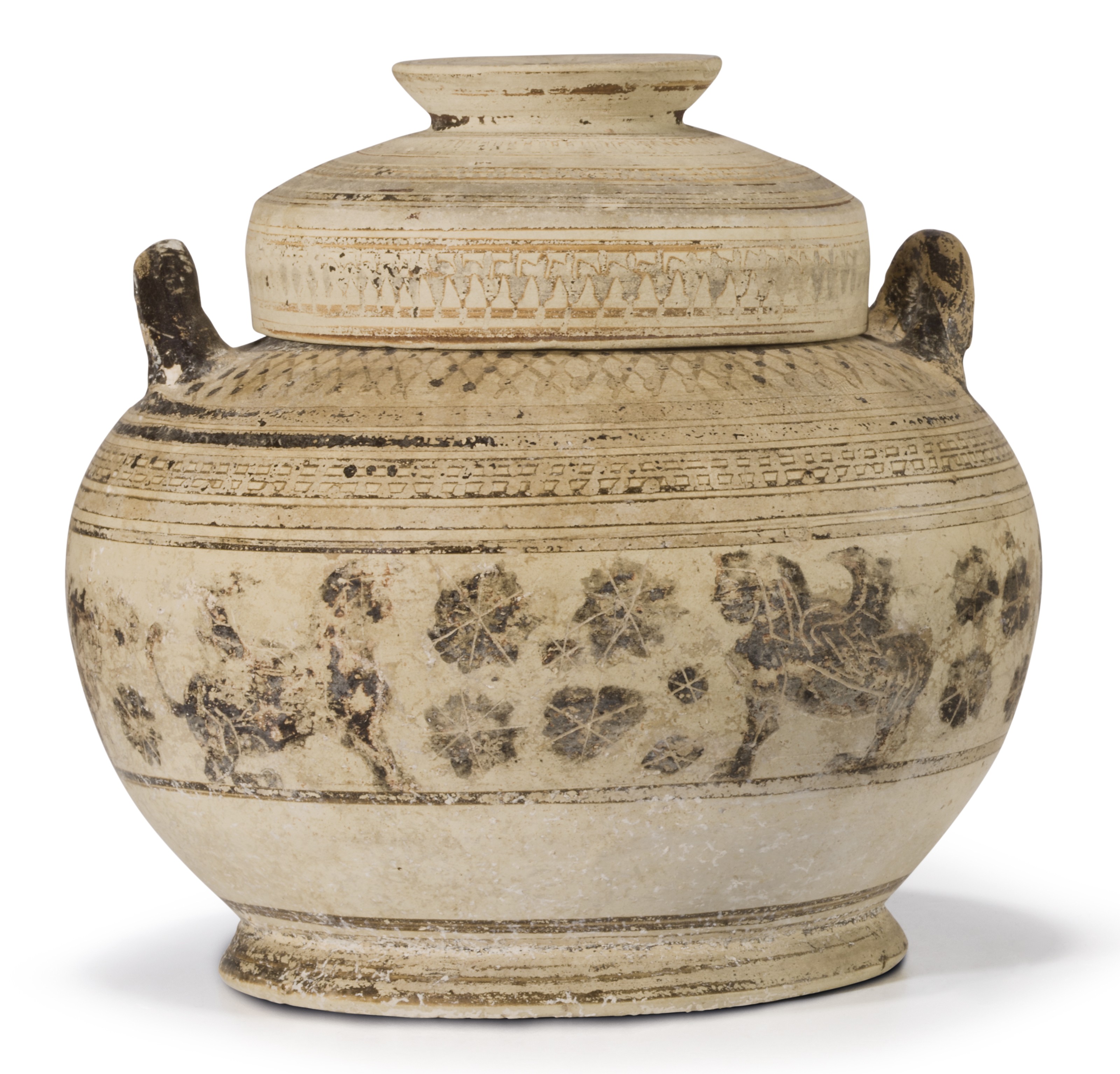 A CORINTHIAN BLACK-FIGURED LIDDED PYXIS, LATE CORINTHIAN, CIRCA 560-540 ...