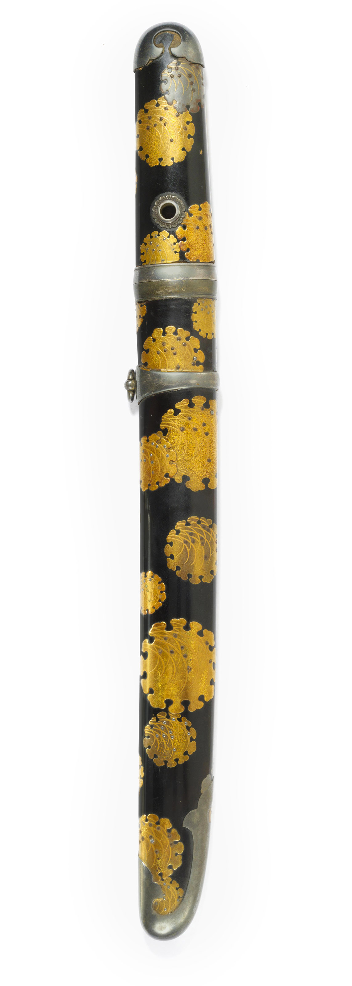 AN AIKUCHI TANTO (DAGGER) IN LACQUER SCABBARD, EDO PERIOD (19TH CENTURY ...