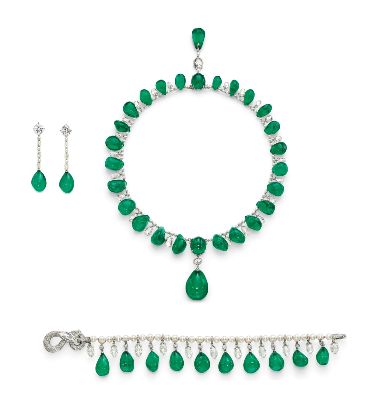 A SUITE OF EMERALD, DIAMOND AND PEARL JEWELLERY, BY CARTIER | Christie's