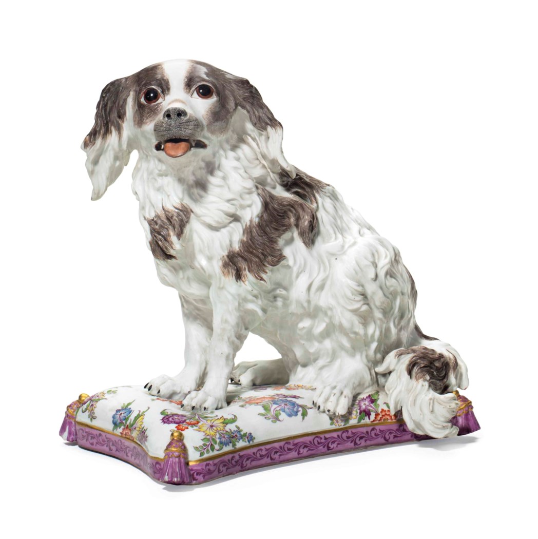 A MEISSEN PORCELAIN MODEL OF A KING CHARLES SPANIEL, LATE 18TH CENTURY ...