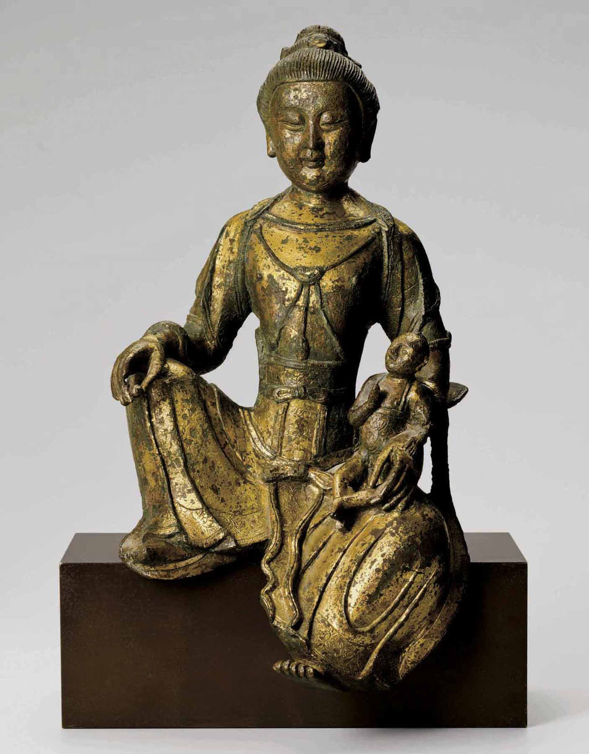 A SILVERY BRONZE CIRCULAR MIRROR, SUI DYNASTY (AD 581-618) | Christie's