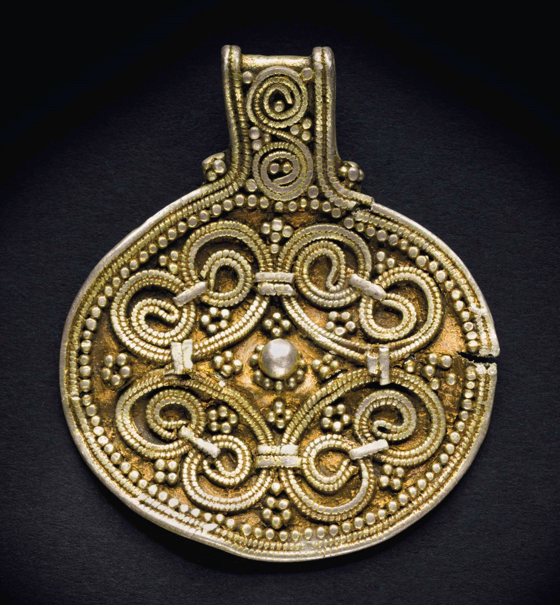 A VIKING GILT SILVER PENDANT, CIRCA 10TH CENTURY A.D. | Christie's