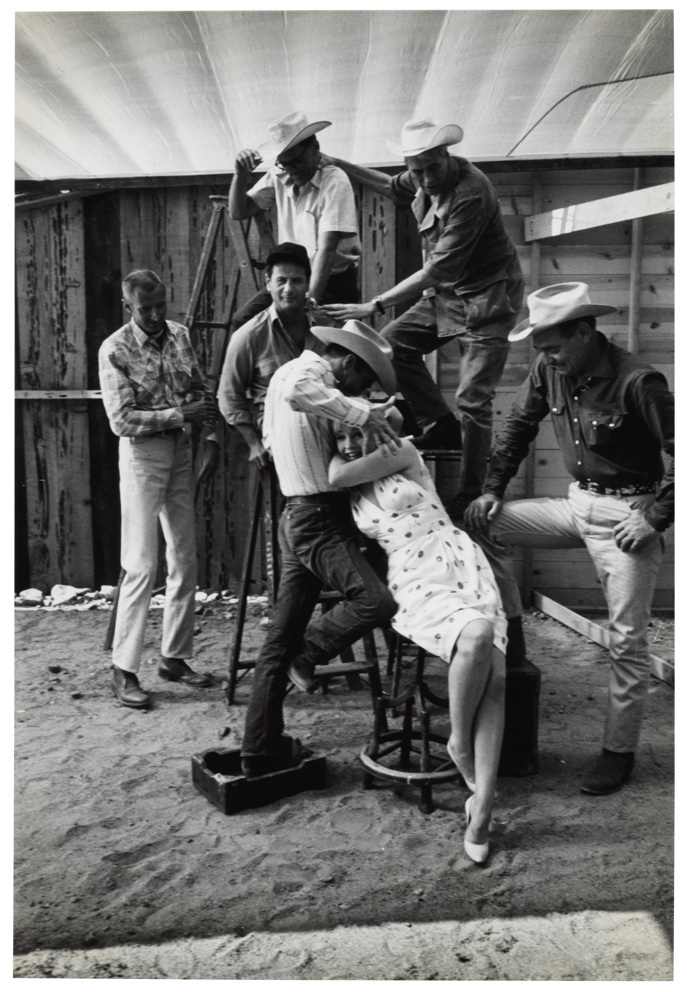 ELLIOTT ERWITT (B. 1928), Marilyn Monroe on the set of The Misfits ...