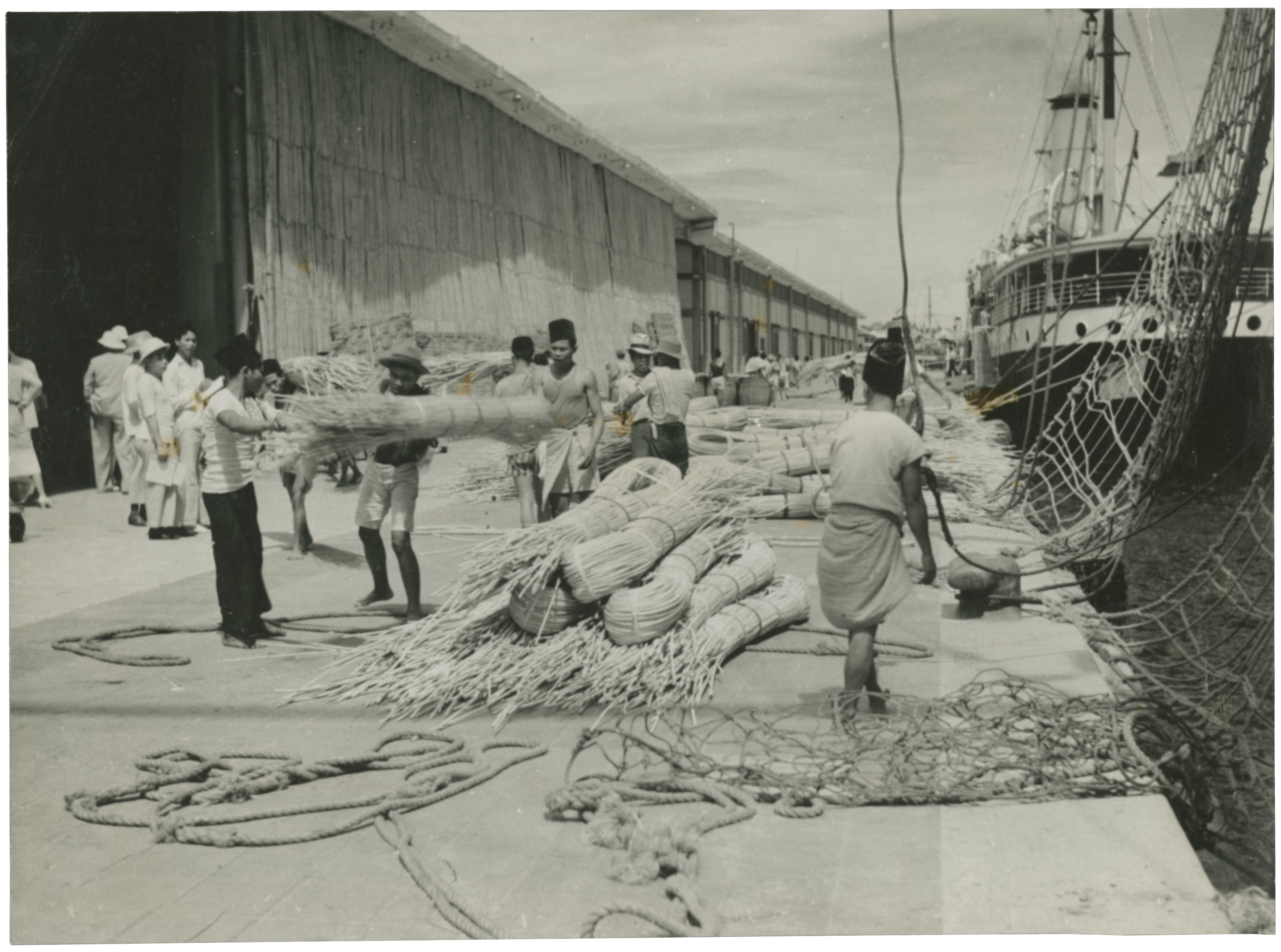 ARTHUR ROTHSTEIN (1915–1985), Statue in Gloucester, Massachusetts, 1937 ...