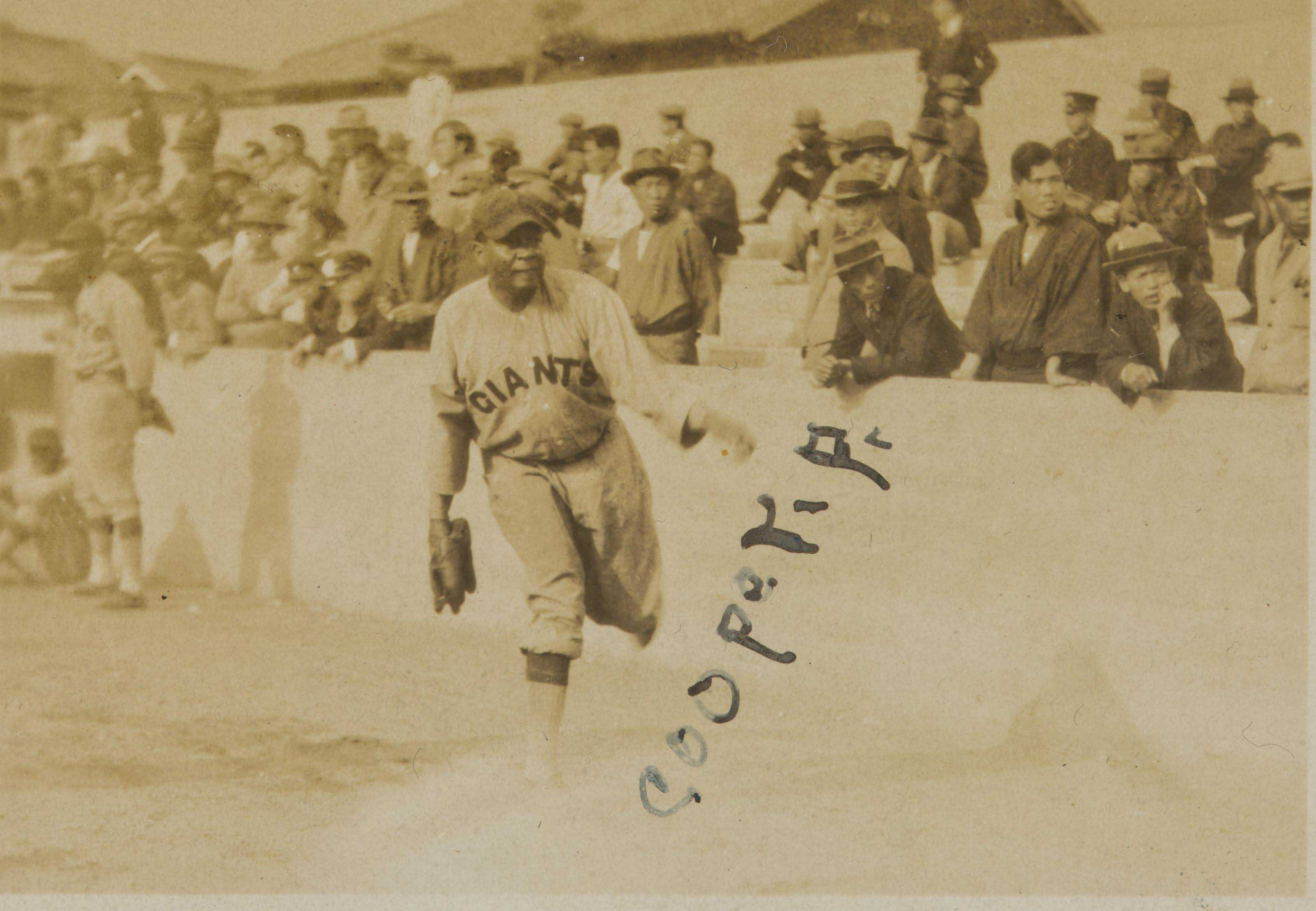 ANDY COOPER SIGNED PHOTOGRAPH