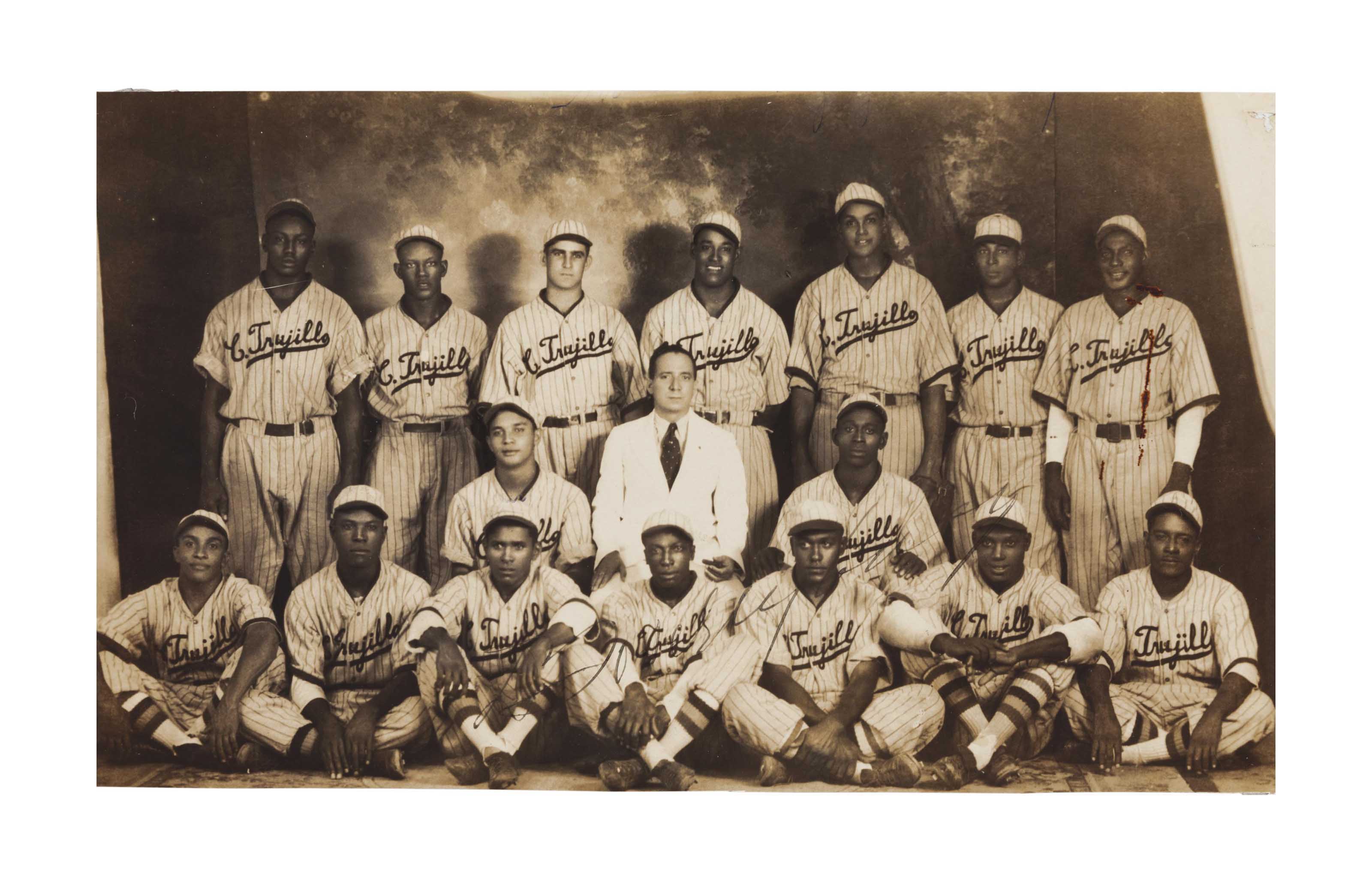 The Greatest Team You Never Heard Of: 1937 Dragones de Ciudad Trujillo ...