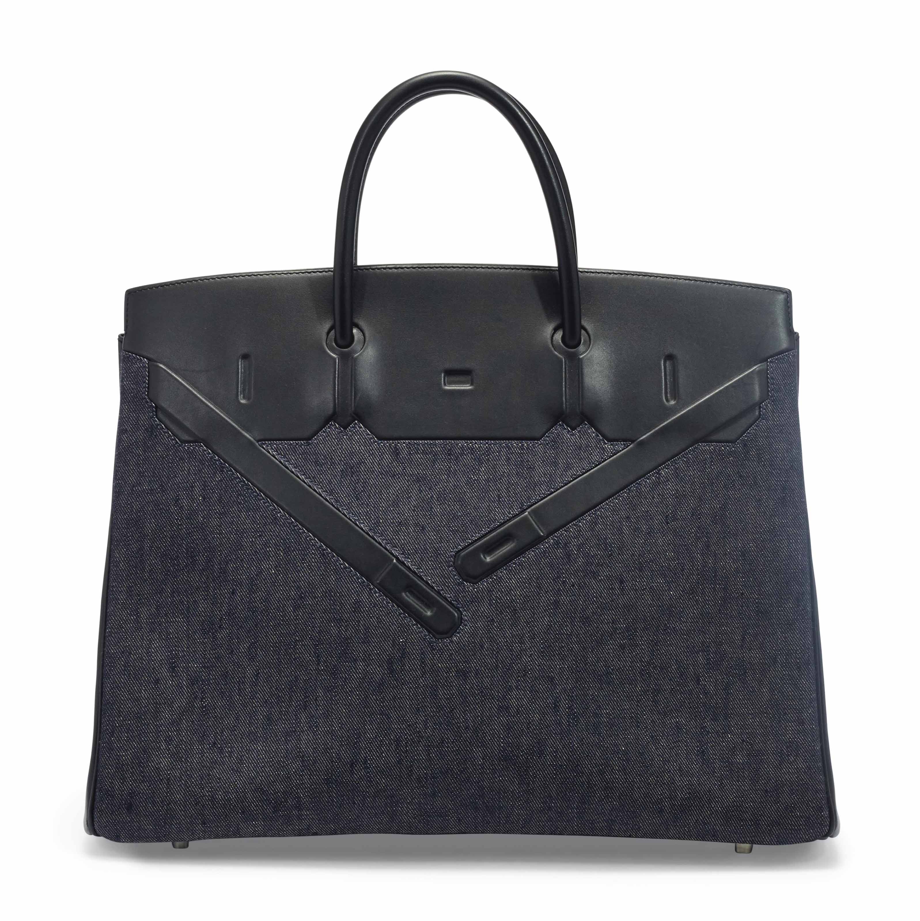 RARE SAC MINI KELLY 20 EN VEAU BOX NOIR, GARNITURE & CLOUS EN MÉTAL ...