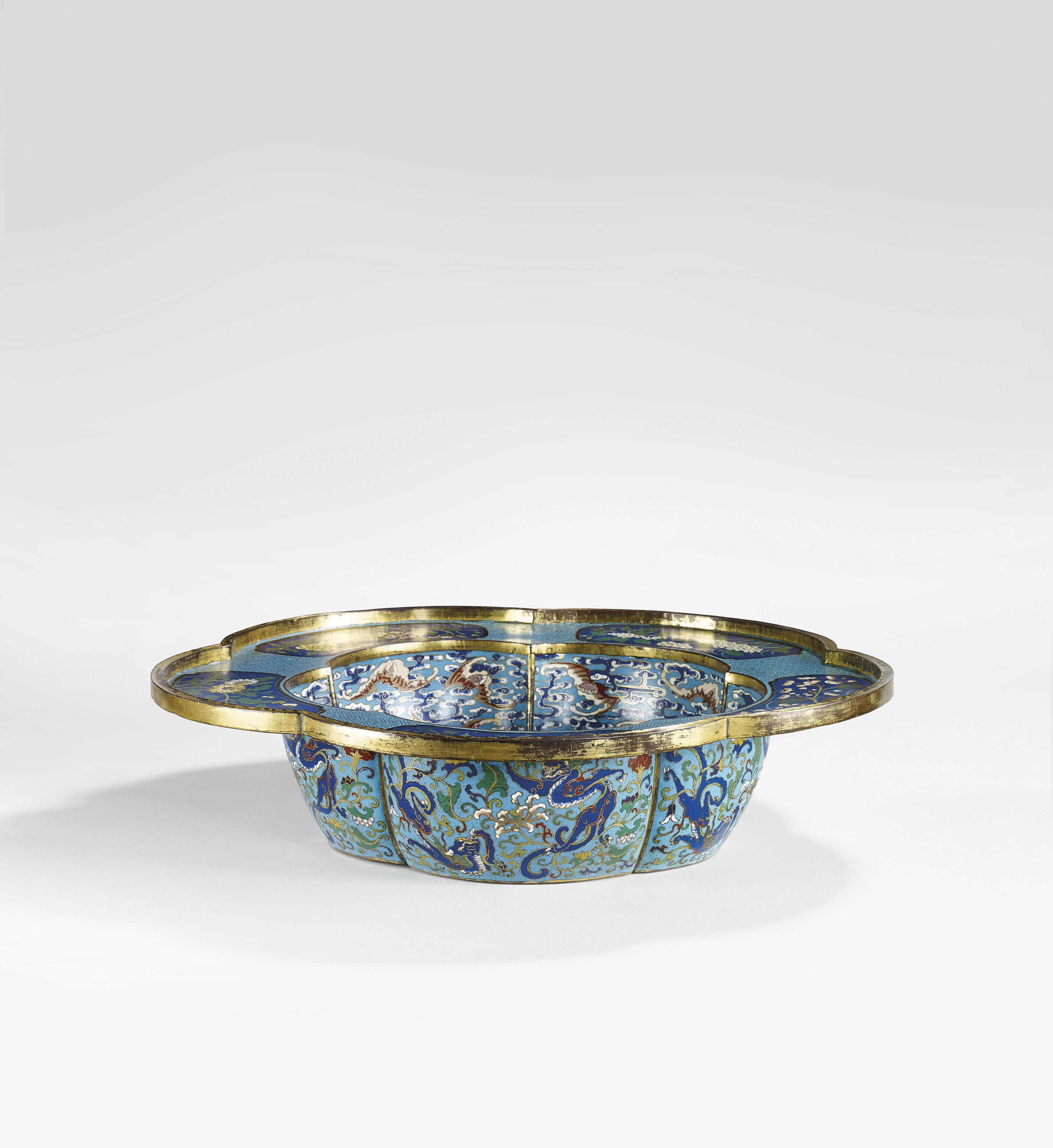 GRAND BASSIN POLYLOBE EN EMAUX CLOISONNES