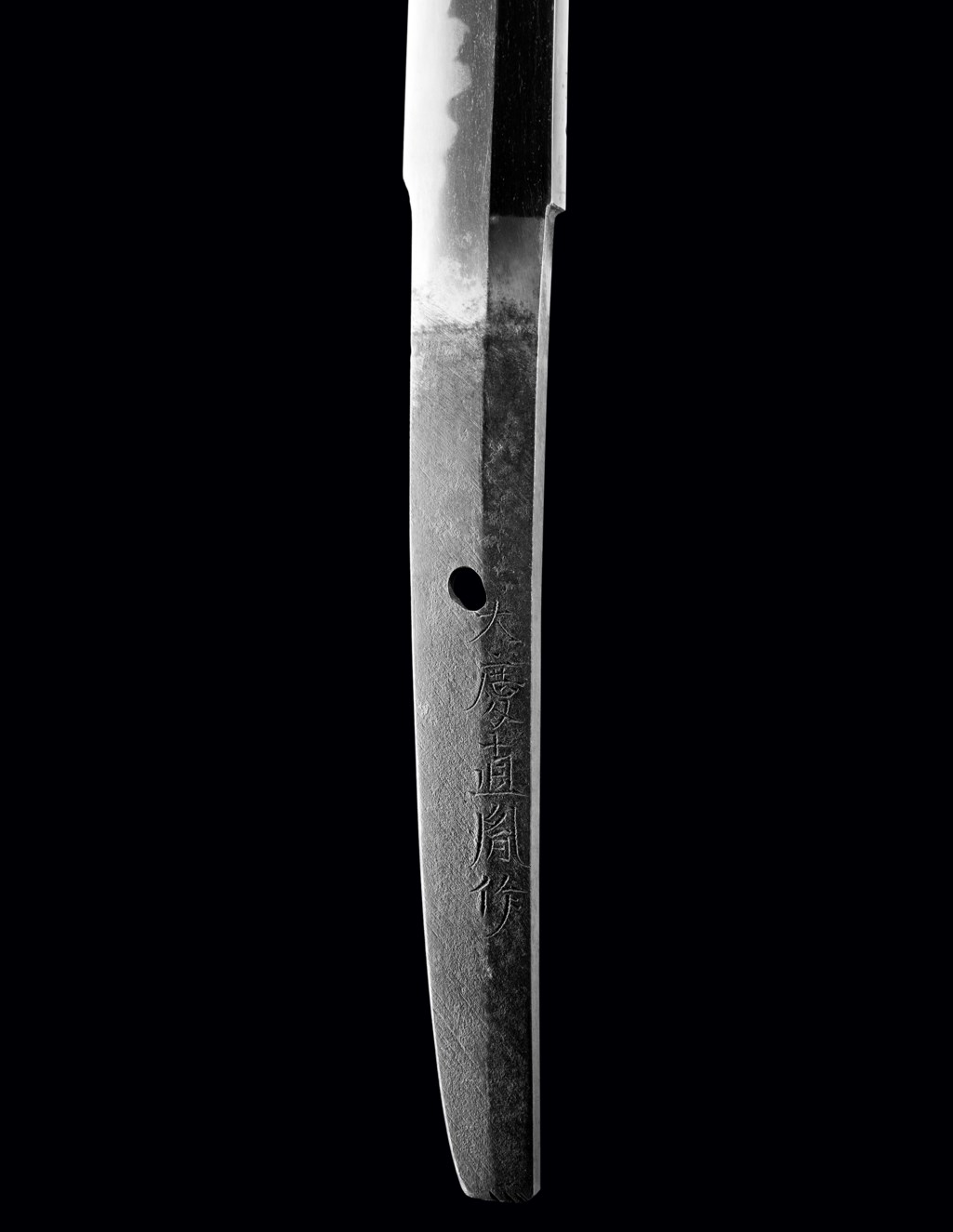 A SHINSHINTO KATANA, WITH SIGNATURE TAIKEI NAOTANE SAKU, EDO PERIOD ...