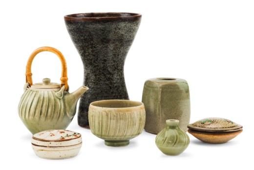 DAVID LEACH (1911 - 2005)THE LOWERDOWN POTTERY (20TH CENTURY)THE LEACH ...