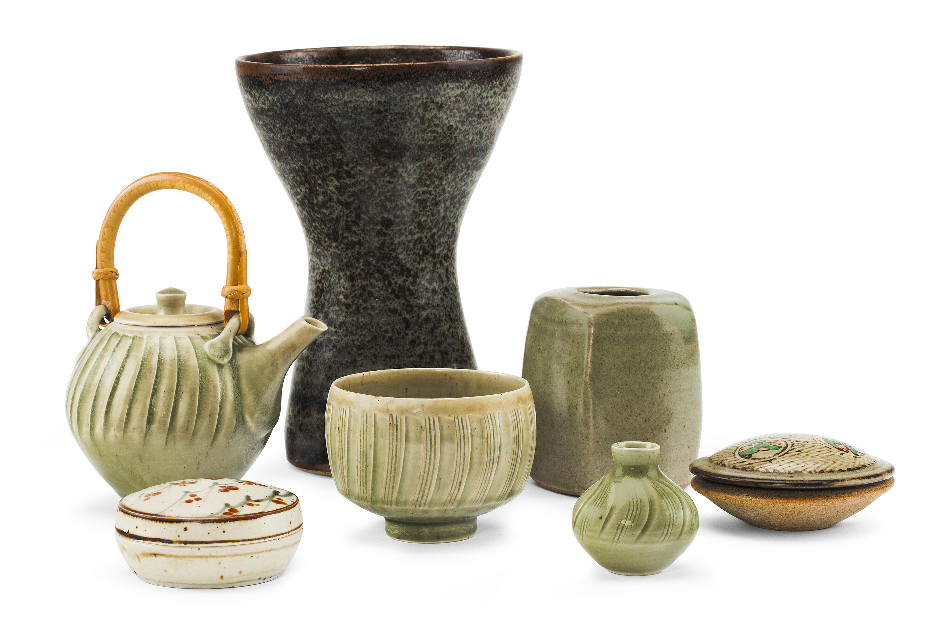 DAVID LEACH (1911 - 2005)THE LOWERDOWN POTTERY (20TH CENTURY)THE LEACH ...